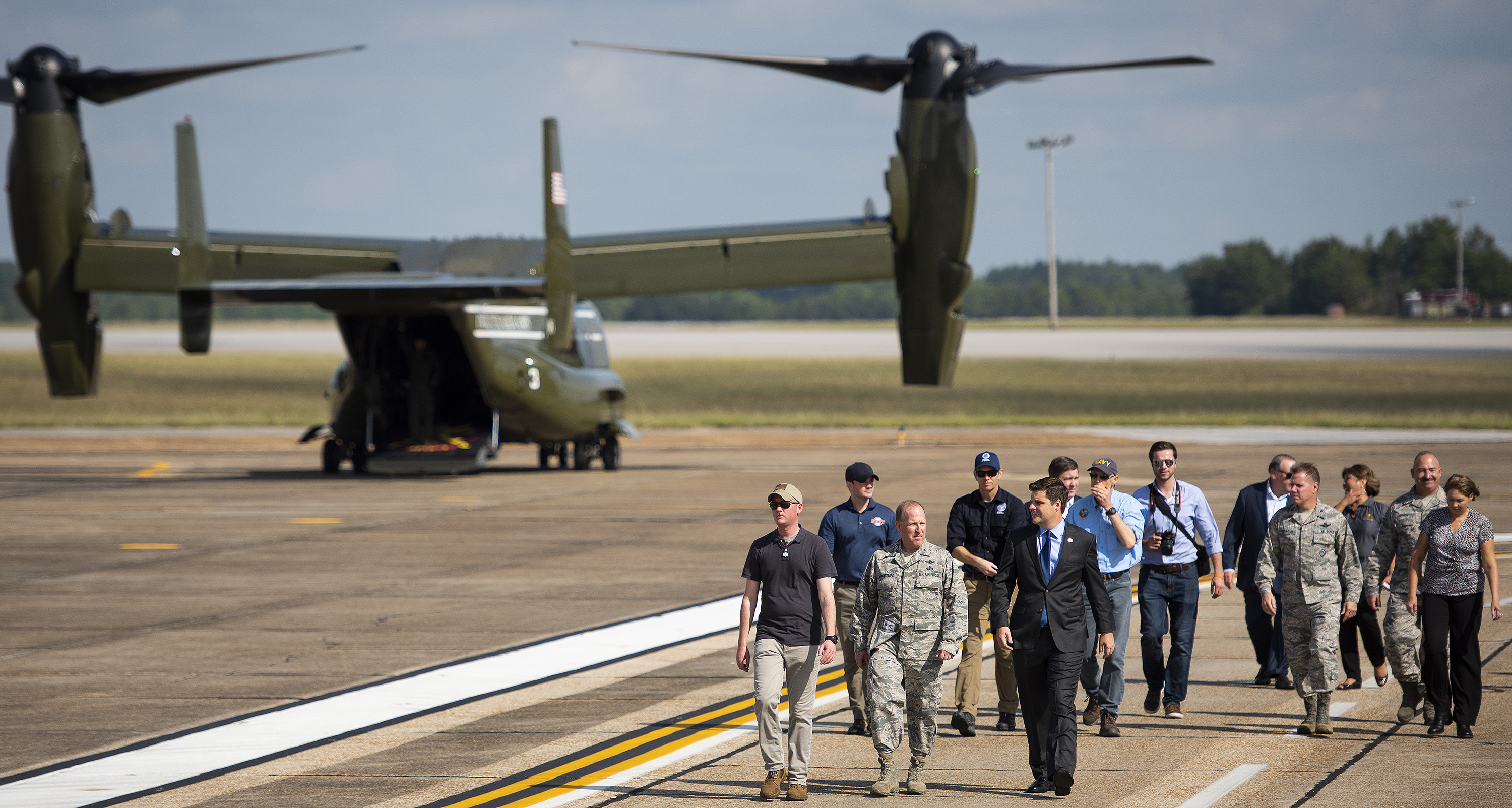 President drops in on way to see Hurricane Michael damage > Eglin Air ...