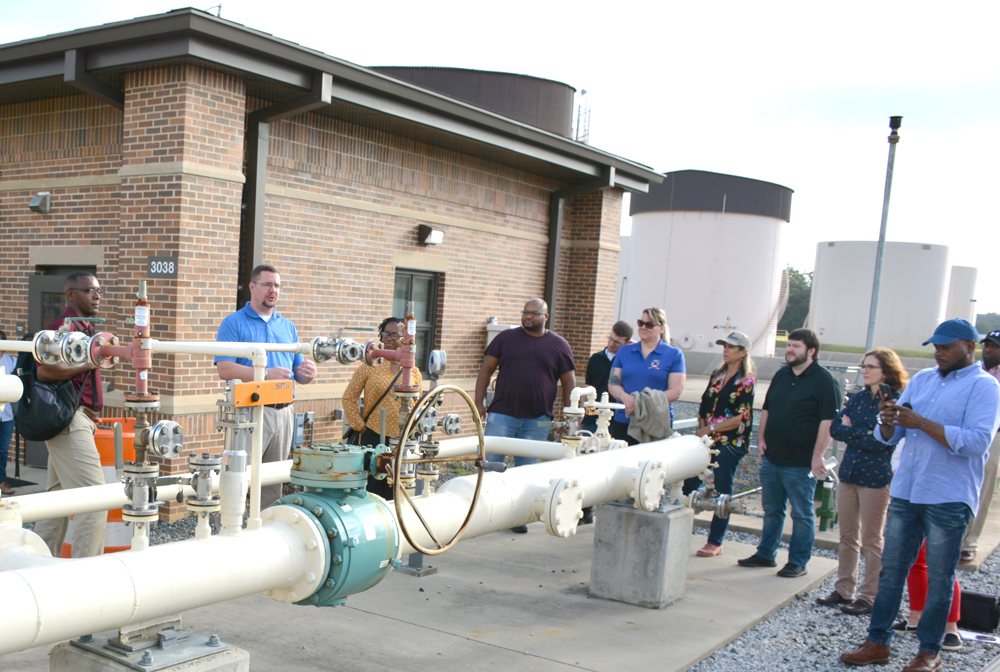 First quarterly DFSP site visit, Andrews AFB > Defense Logistics Agency ...