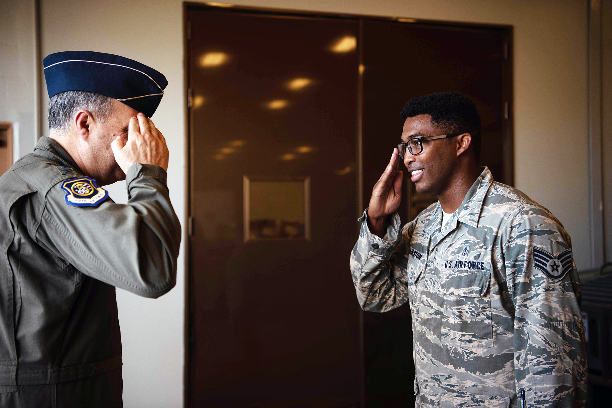 U.S. Forces, Japan and 5th Air Force Commander Visits Kadena Air Base ...