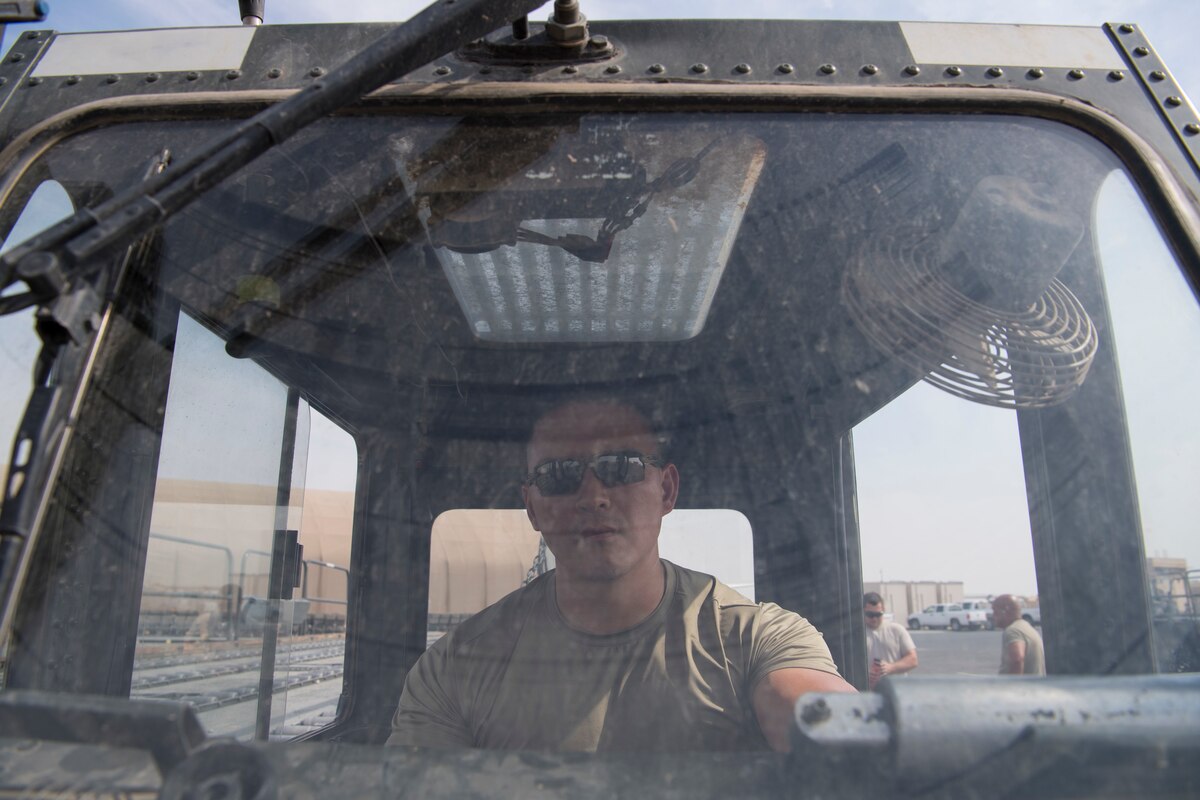 Aerial port: working together to move the mission > U.S. Air Forces ...