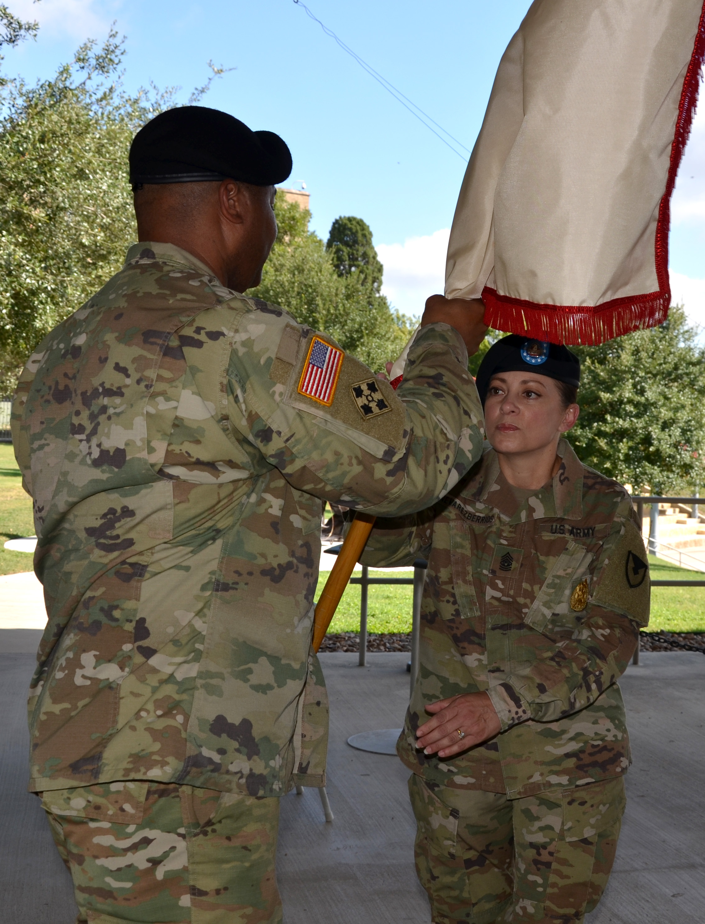 410th Contracting Support Brigade welcomes new senior enlisted leader ...
