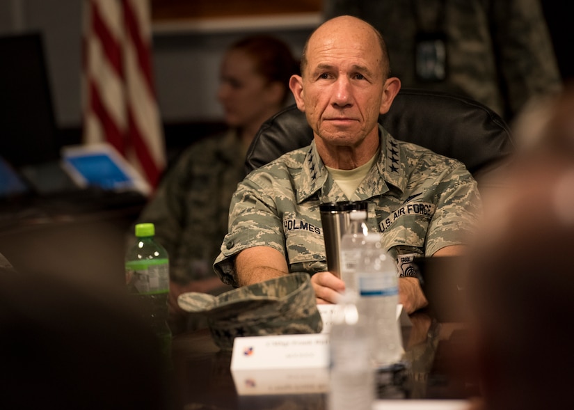 COMACC visits 363 ISRW > Joint Base Langley-Eustis > Article Display