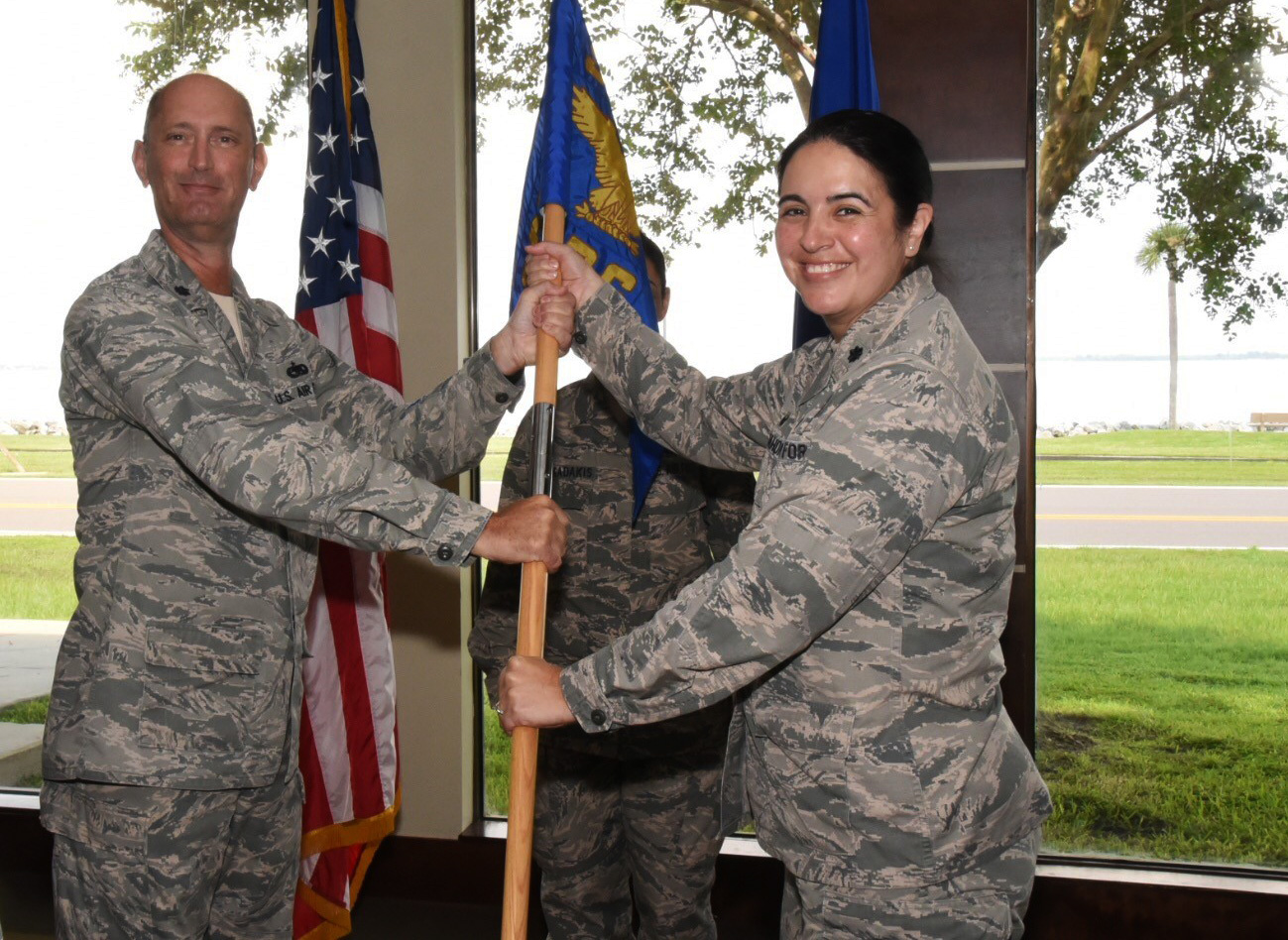 Lt Col McMahon takes command of 927 LRS