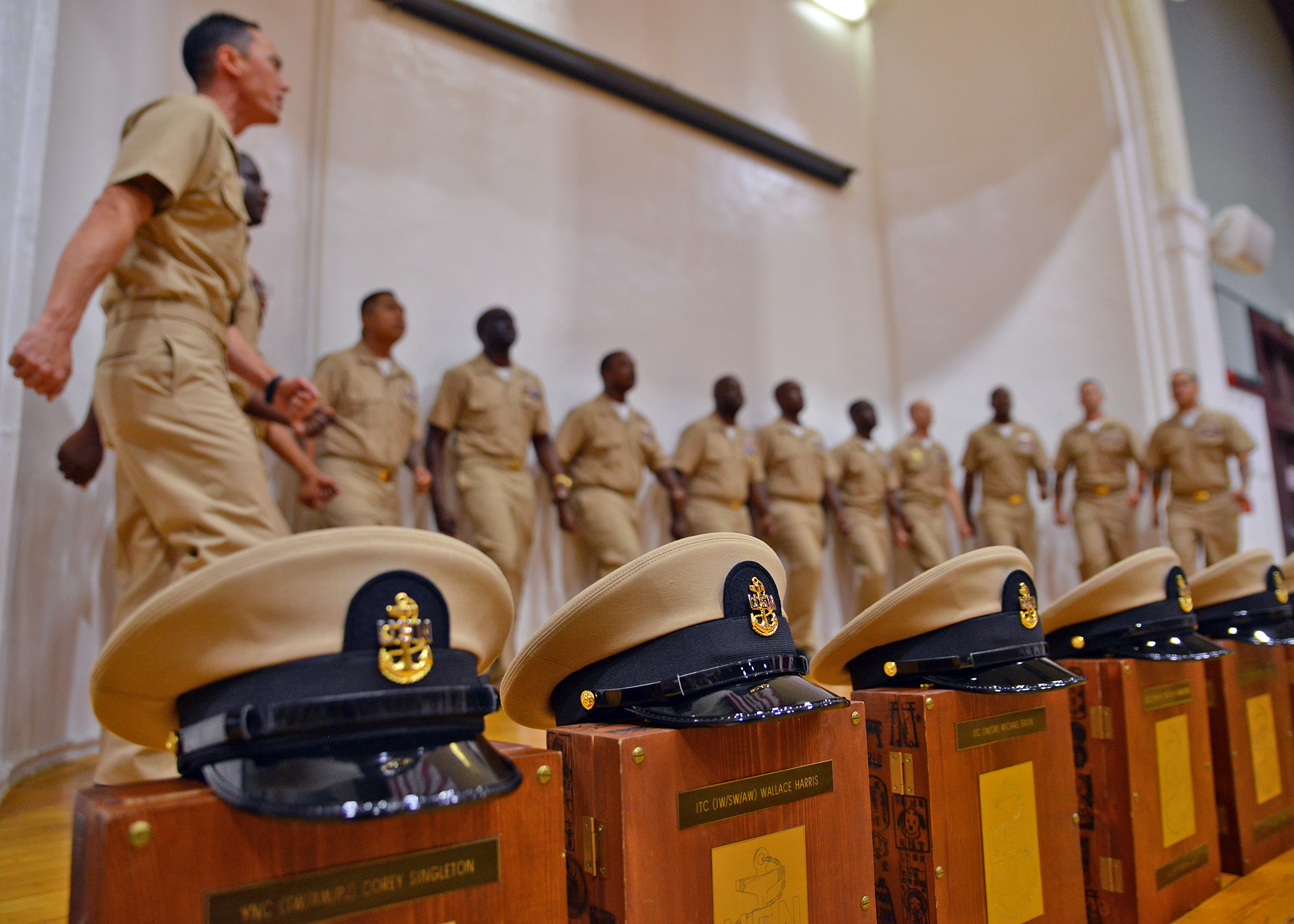Anchor Up: Sailors Become Chief Petty Officers on Pinning Day > United ...