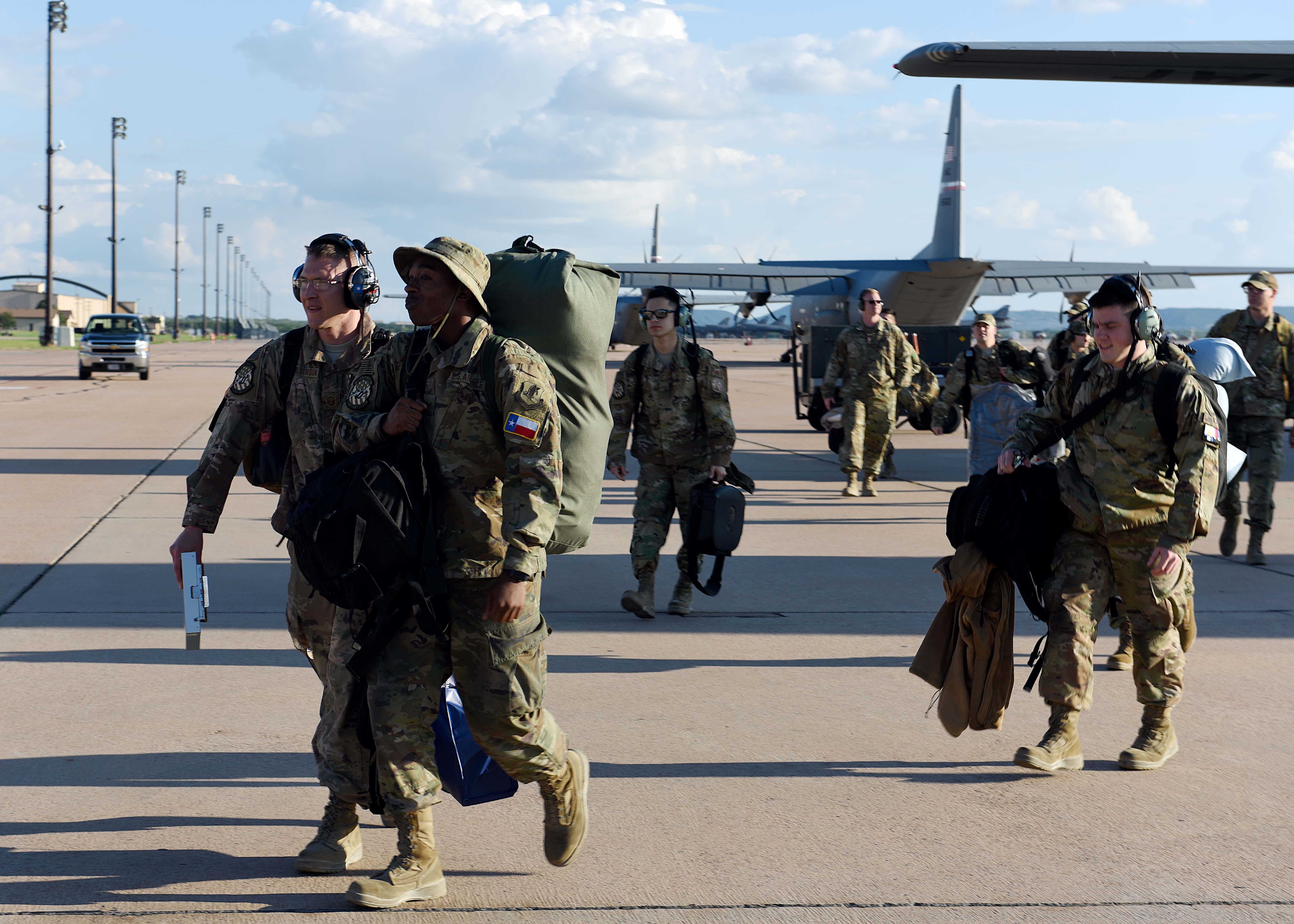 317th AW Airmen return home safely > Dyess Air Force Base > Article Display
