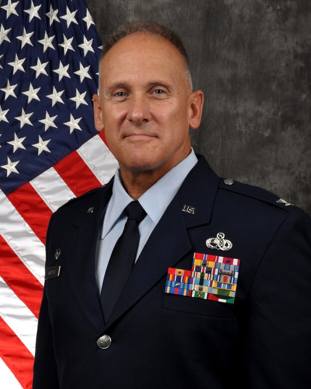 COLONEL JAY M. SMELTZER > 445th Airlift Wing > Biographies