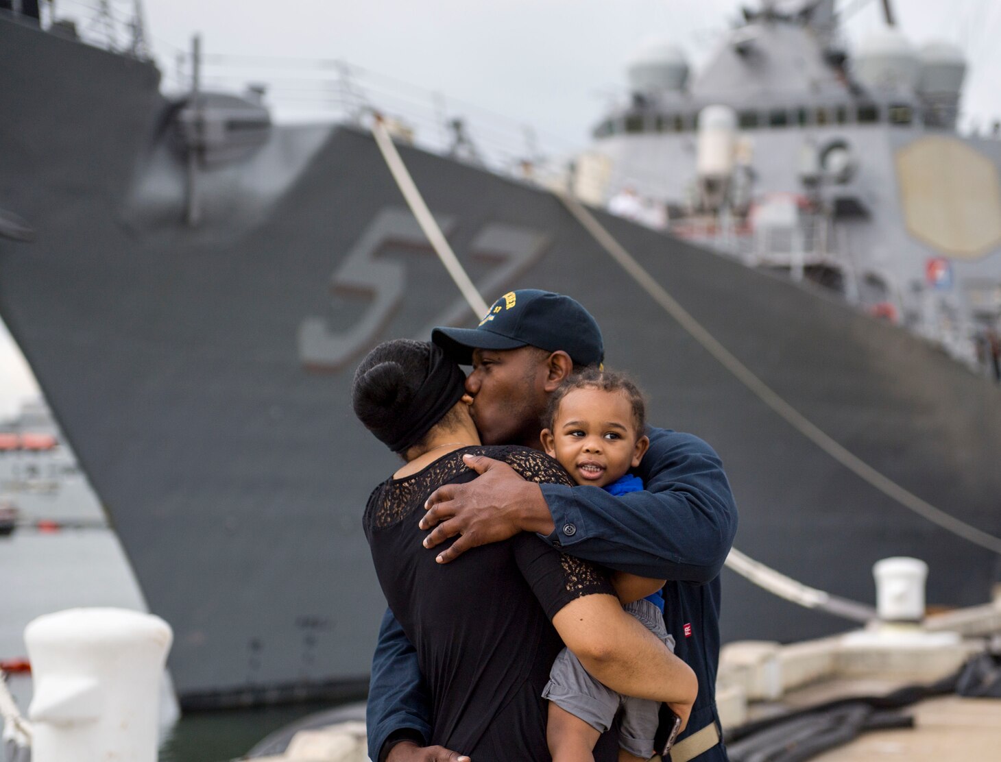 Navy Updates Post-9/11 GI Bill Benefit Transfer Request Process ...