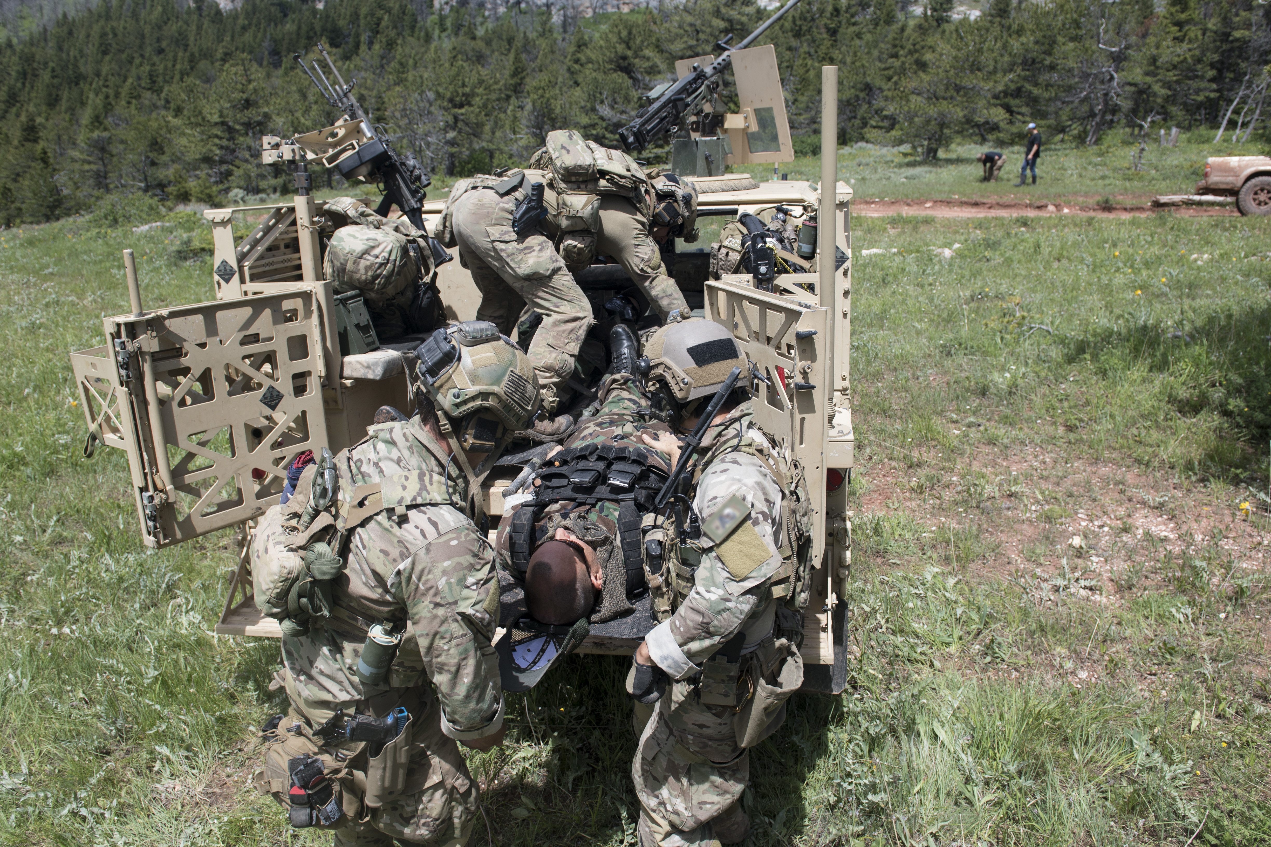 26th STS performs mountaineer training in Montana > Air Force Special ...