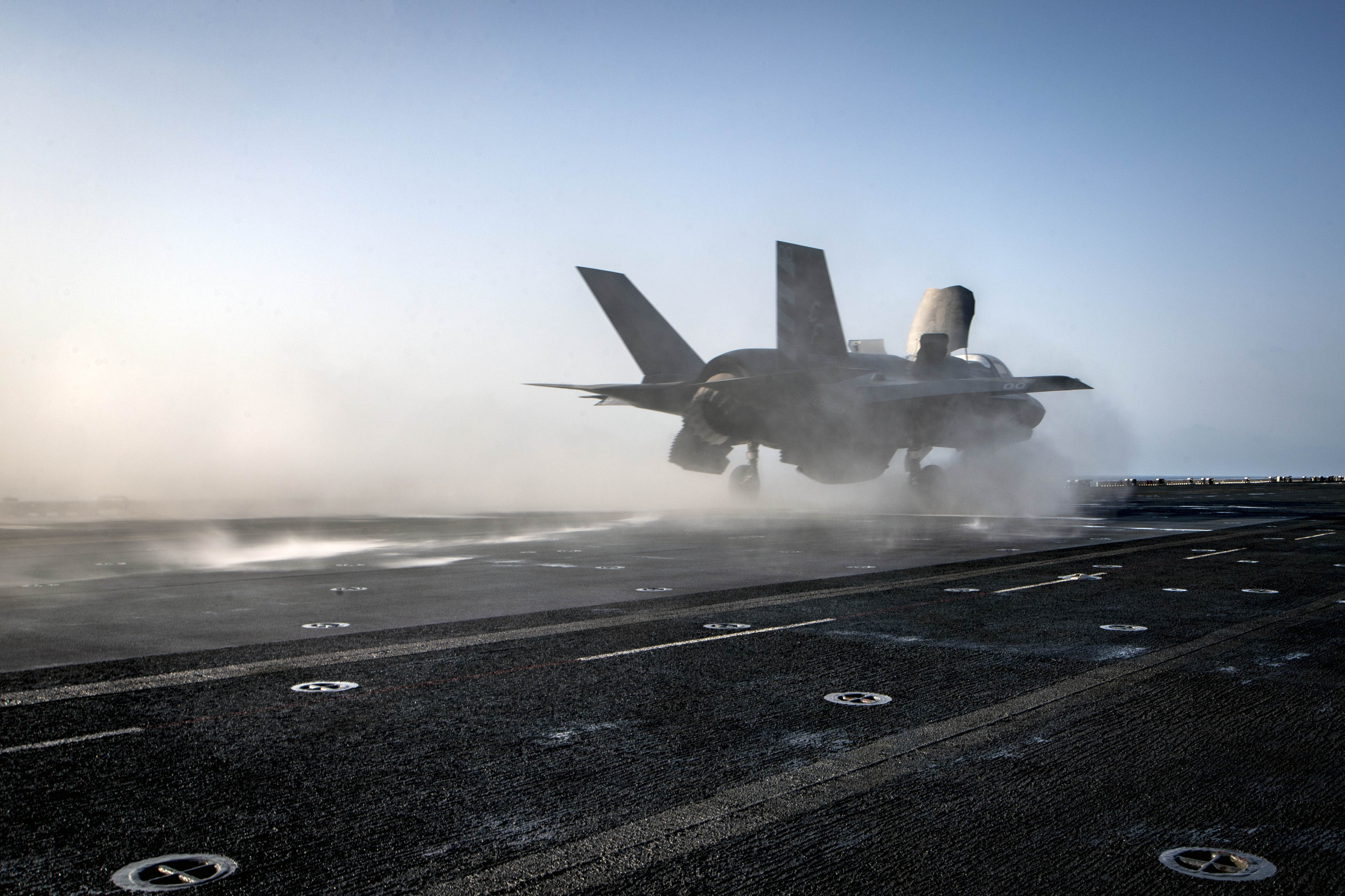 USMC F-35B Conducts First Combat Strike in CENTCOM AOR > United States ...
