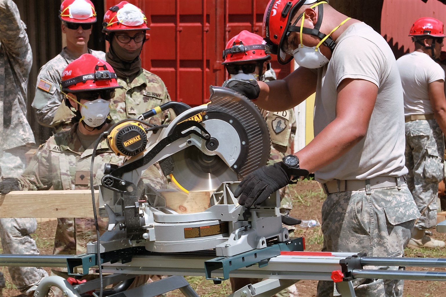 1st Mission Support Command Soldiers Search For Excellence U S Army Reserve News Display