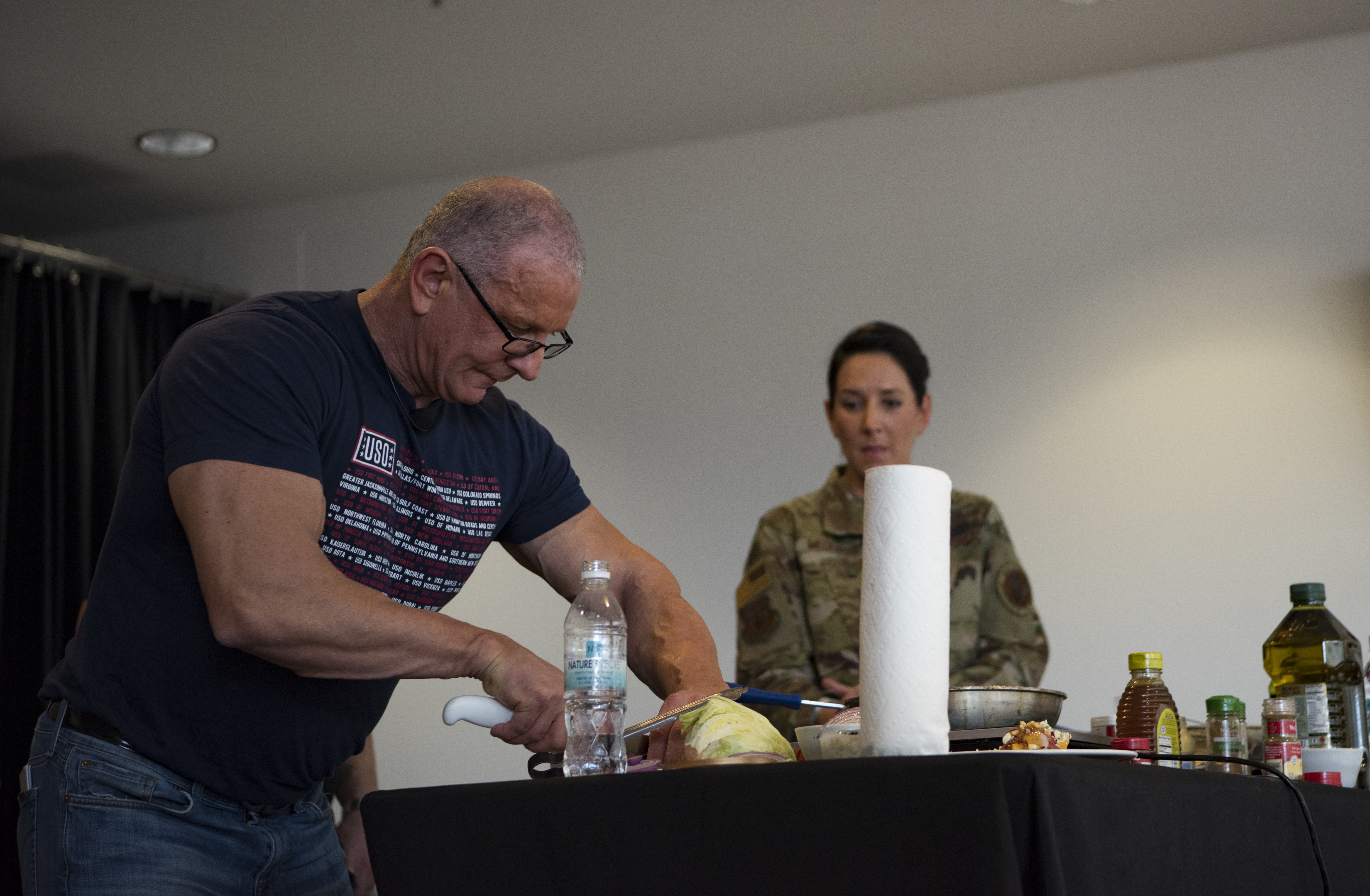 USO Spring Tour > Ramstein Air Base > Article Display