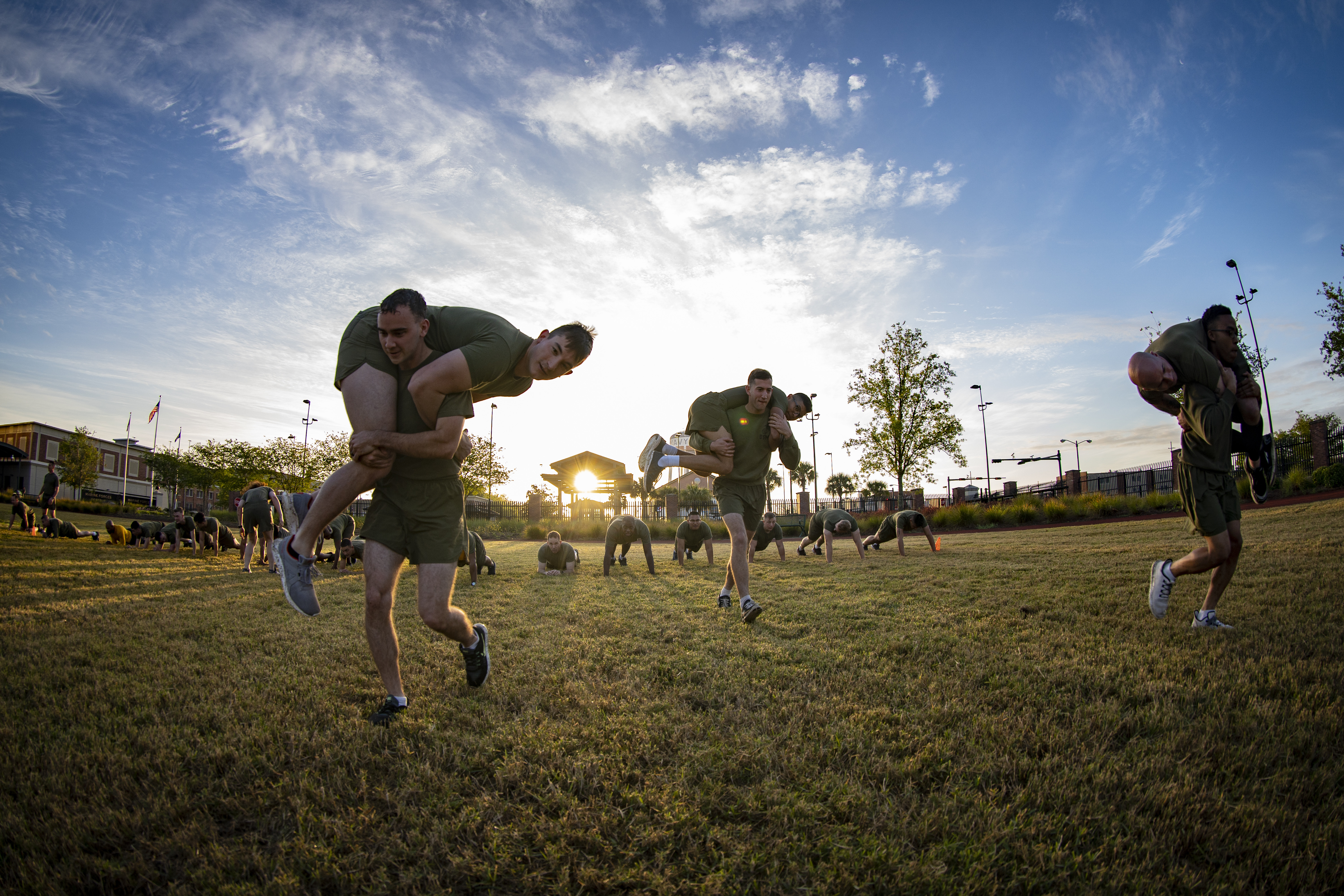 MARFORRES Marines participate in a Total Force Fitness event