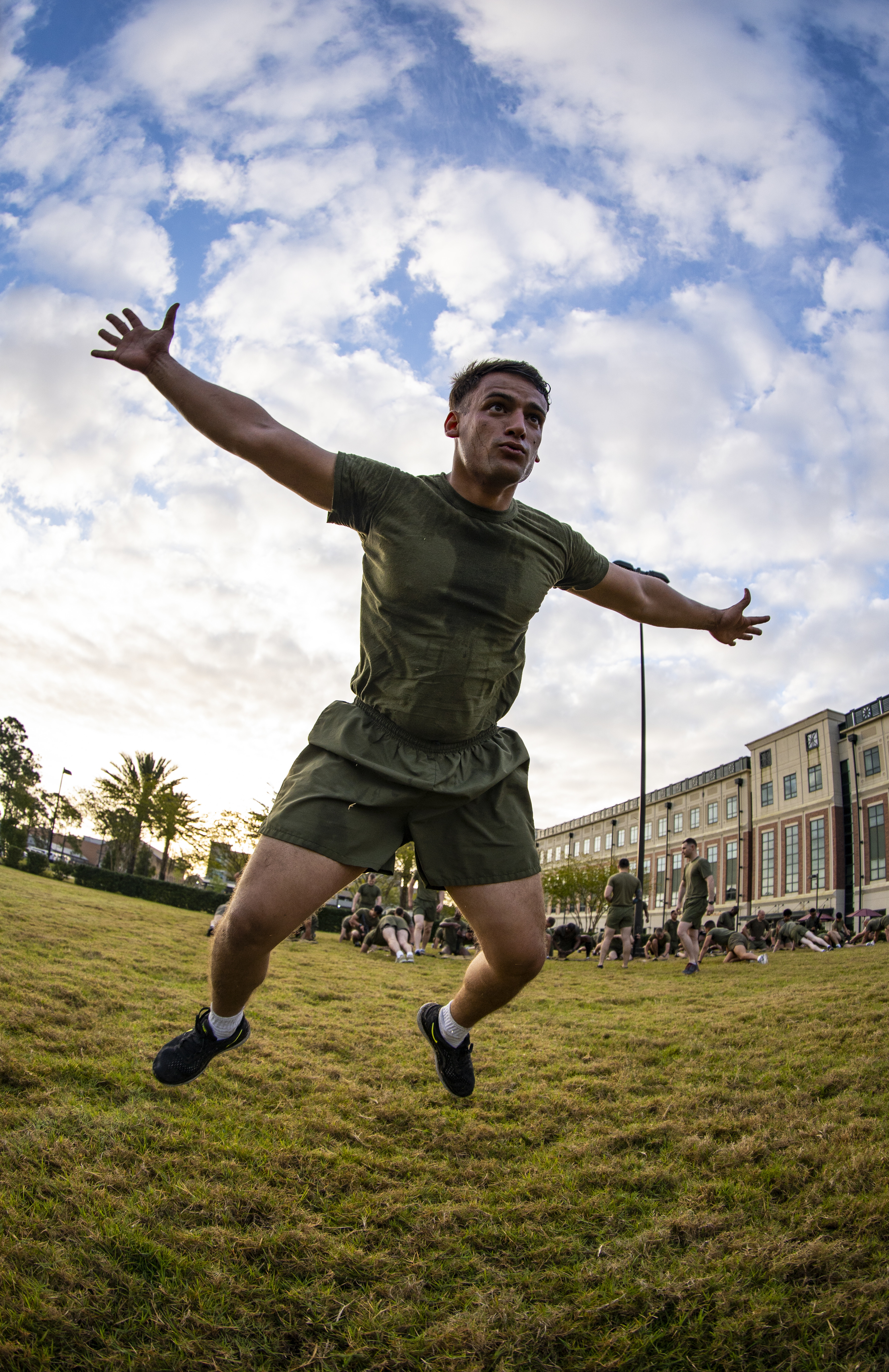 MARFORRES Marines participate in a Total Force Fitness event