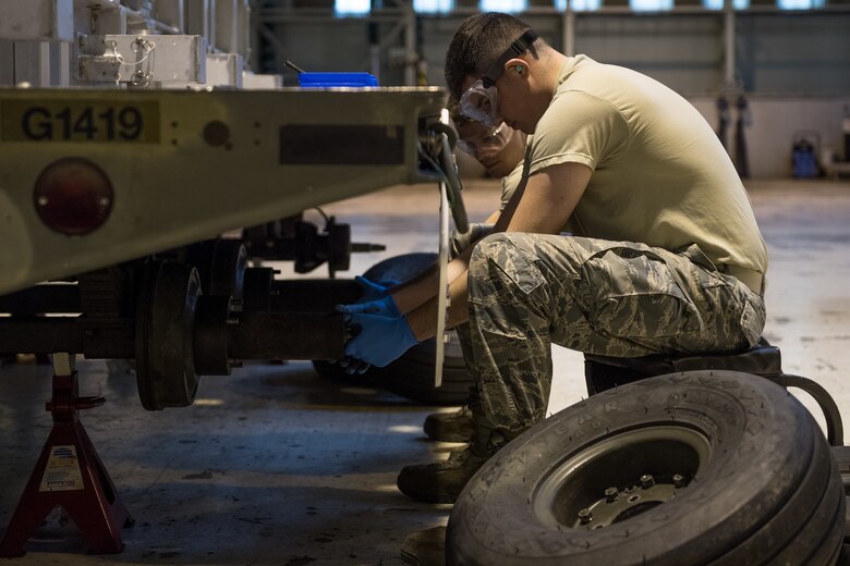 Munitions Airmen pay it forward > Barksdale Air Force Base > News