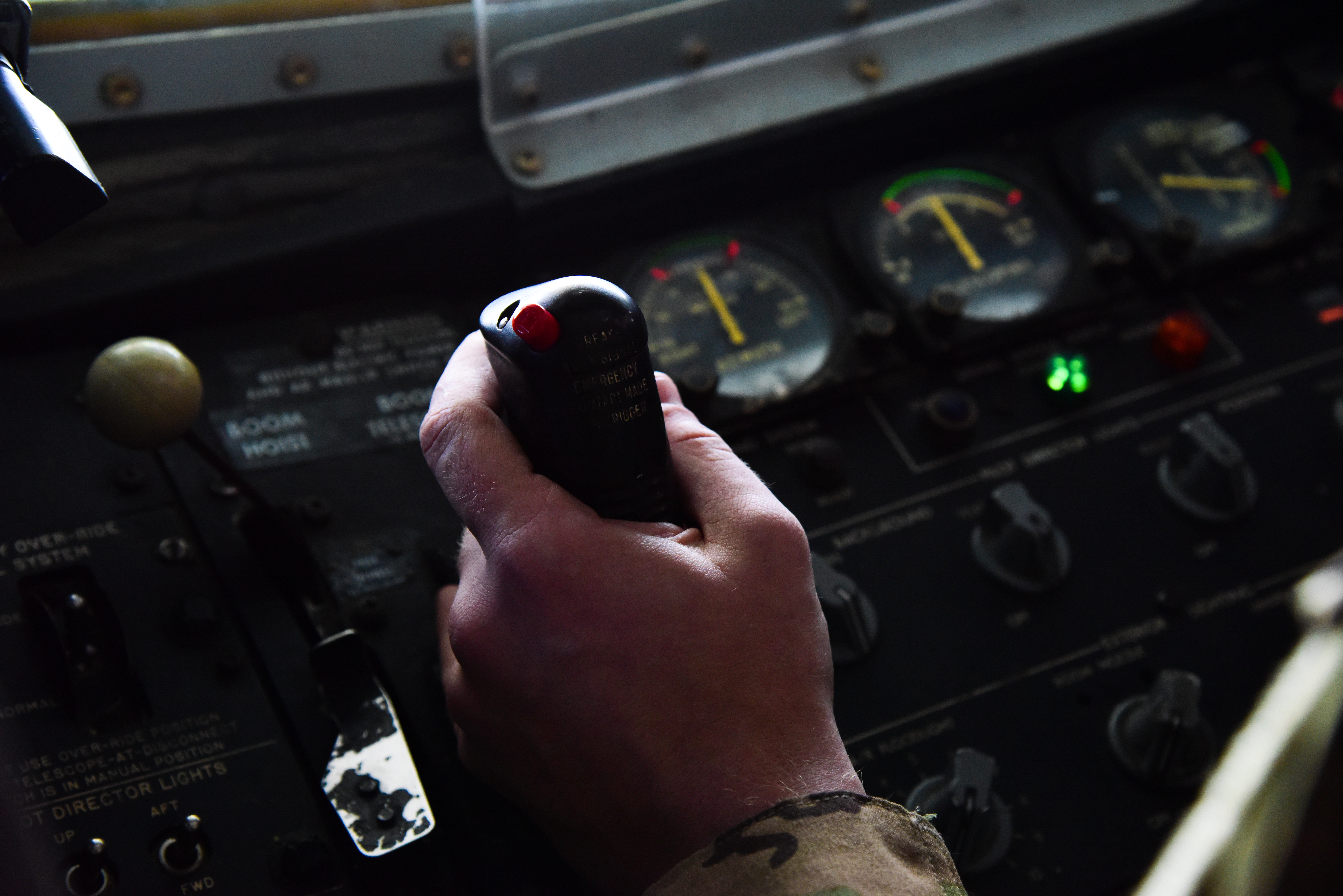 349th ARS Practices Refueling with Chem Gear