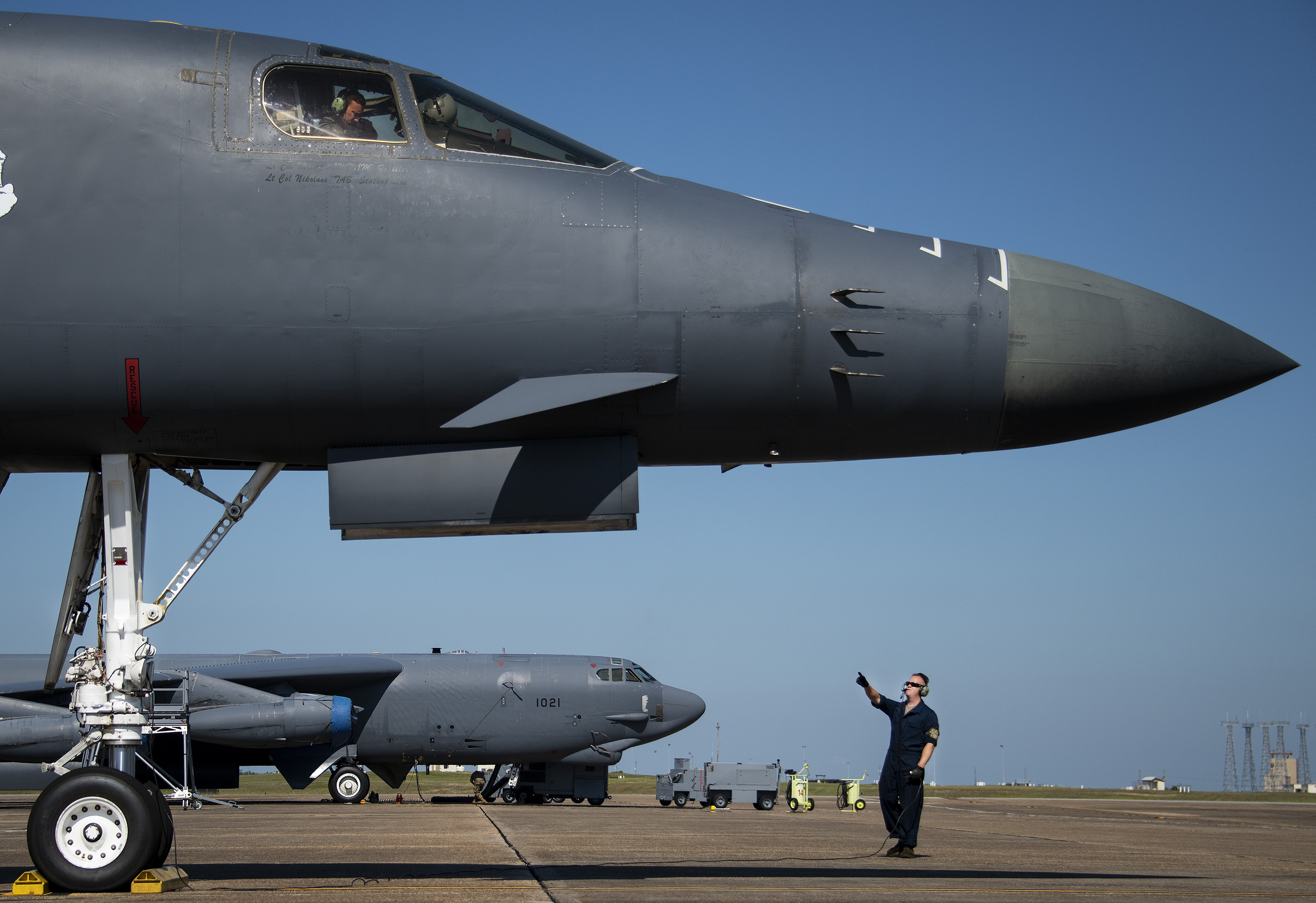 B-1B and B-52 visit 53d Wing > Eglin Air Force Base > Article Display