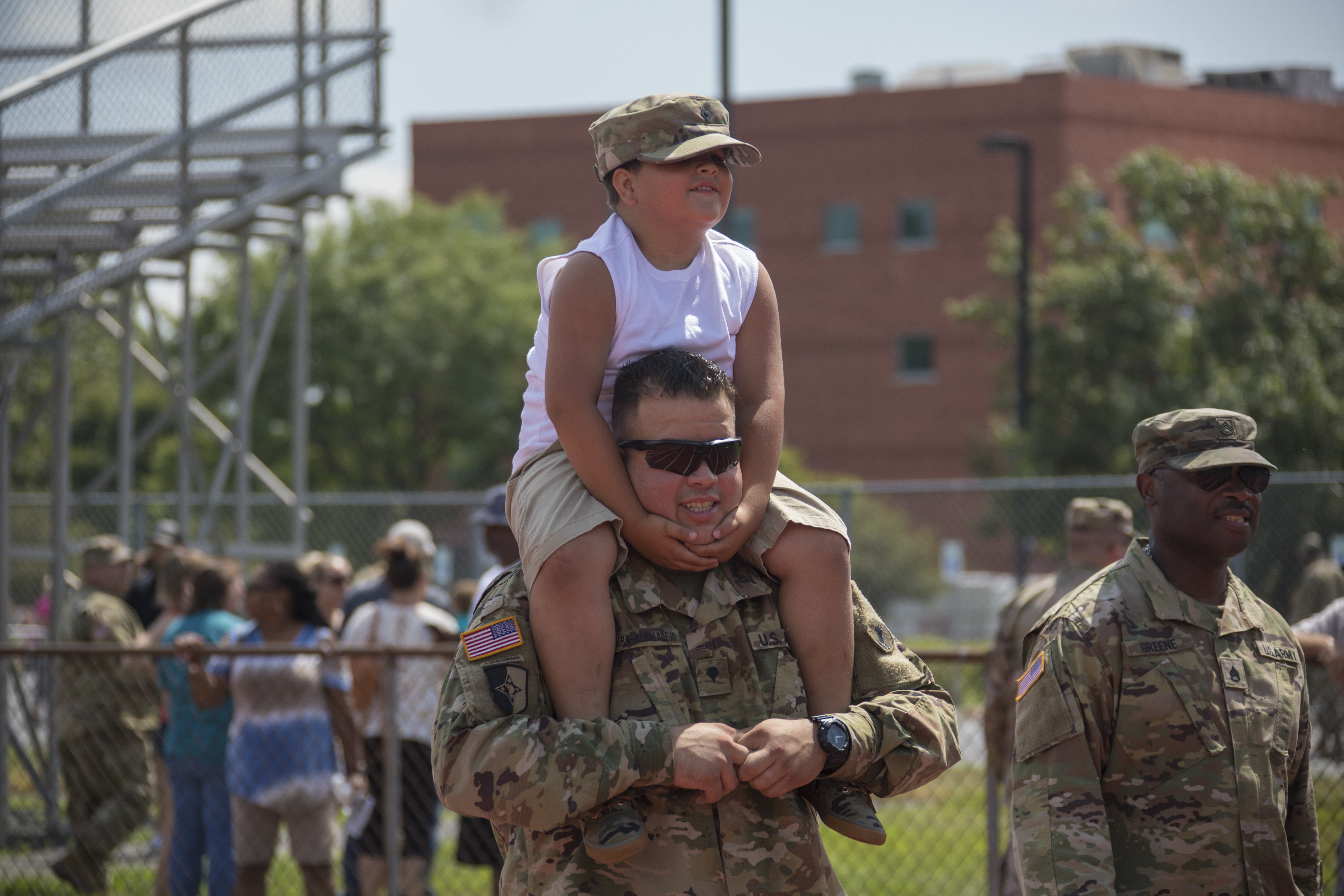 Delaware National Guard's 198th Expeditionary Signal Battalion ...