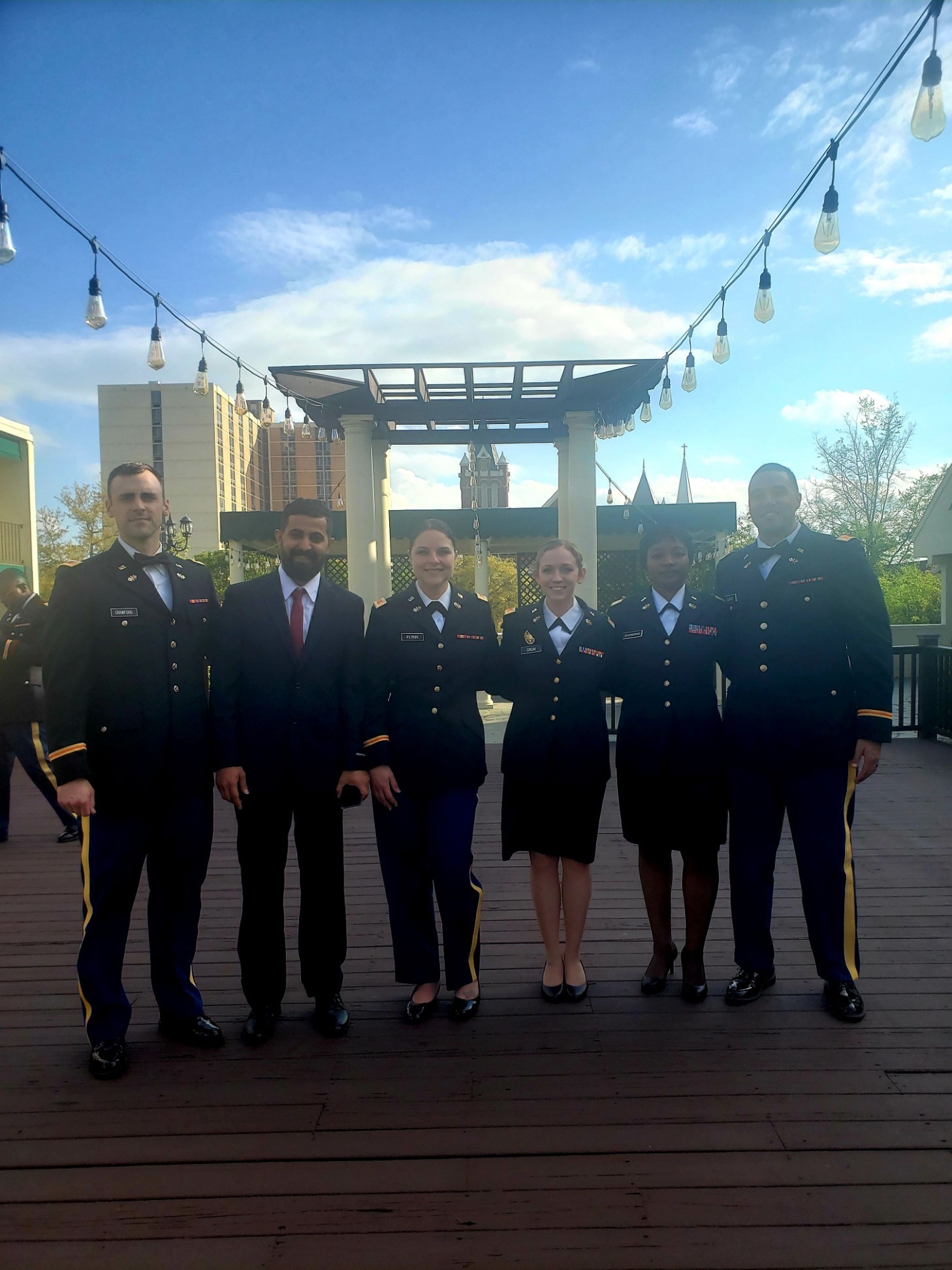 Balancing it all: Signal Soldier sets goals and succeeds > U.S. Army ...