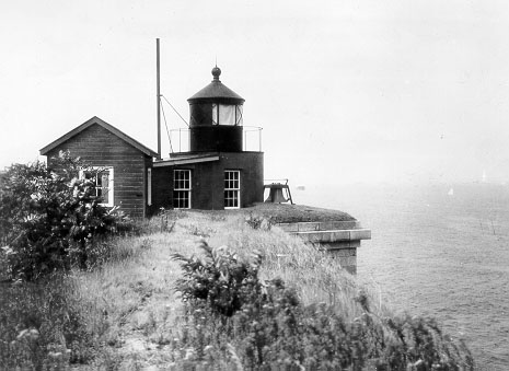 Fort Wadsworth Light > United States Coast Guard > All