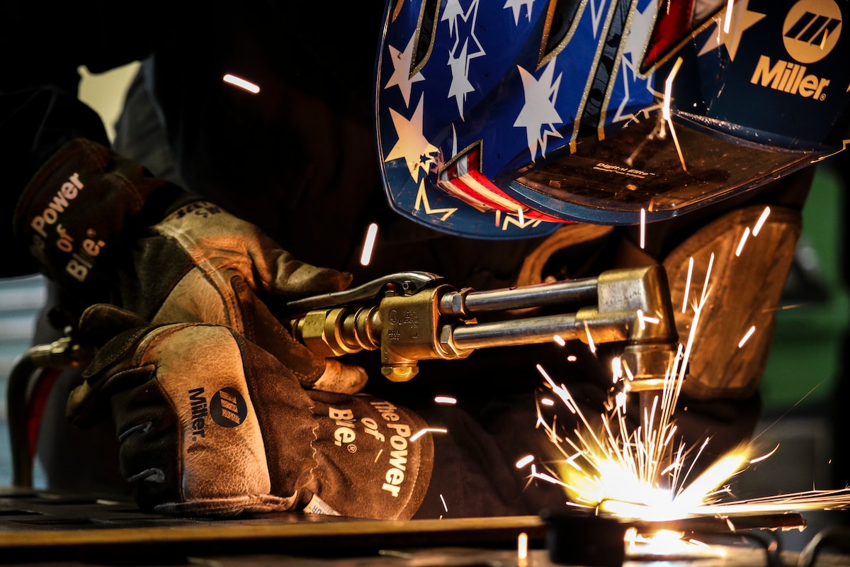 7th EMS receives augmented reality welding system, improves real-world ...