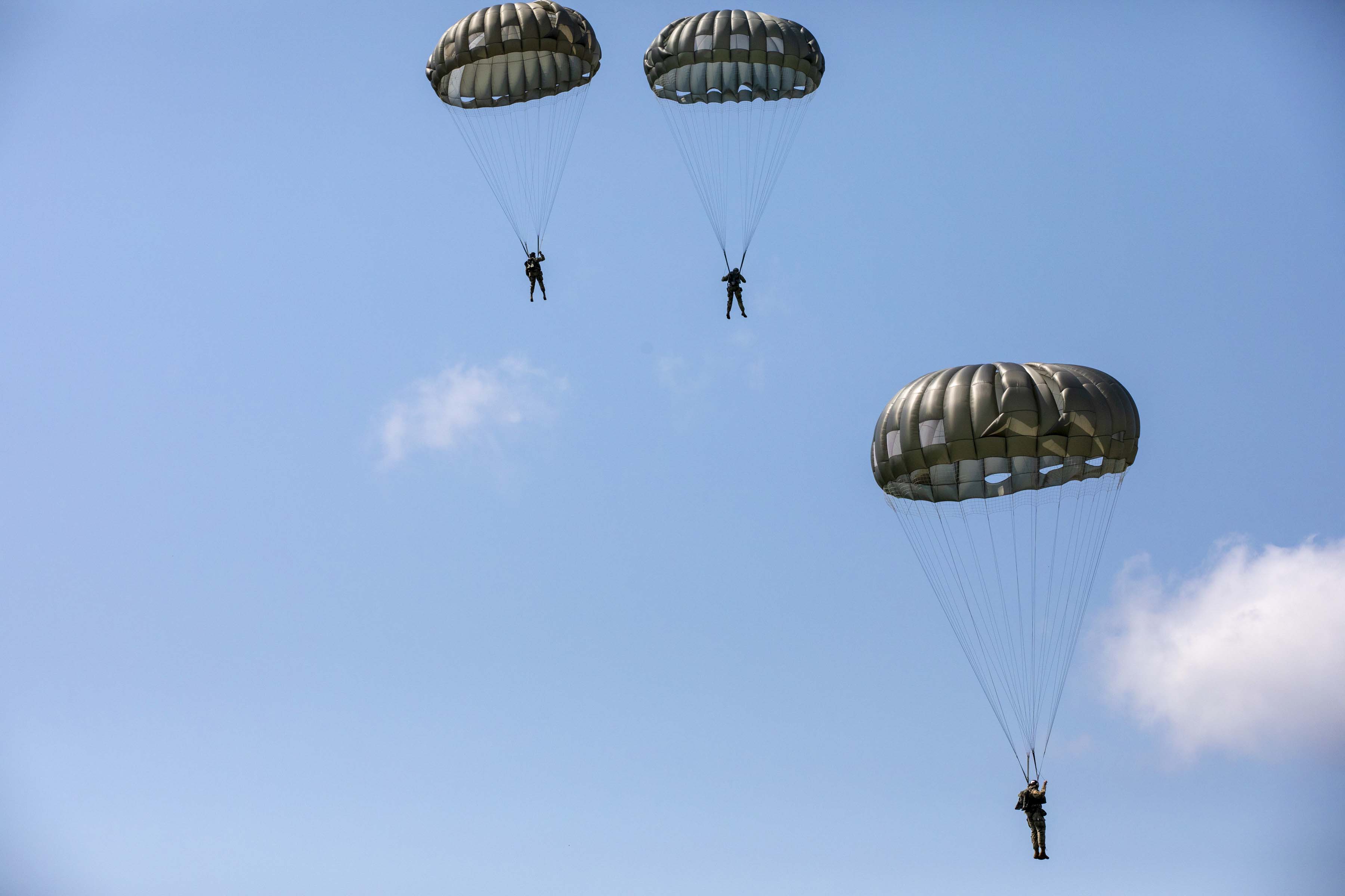 Jump Trio | U.S. Department of War