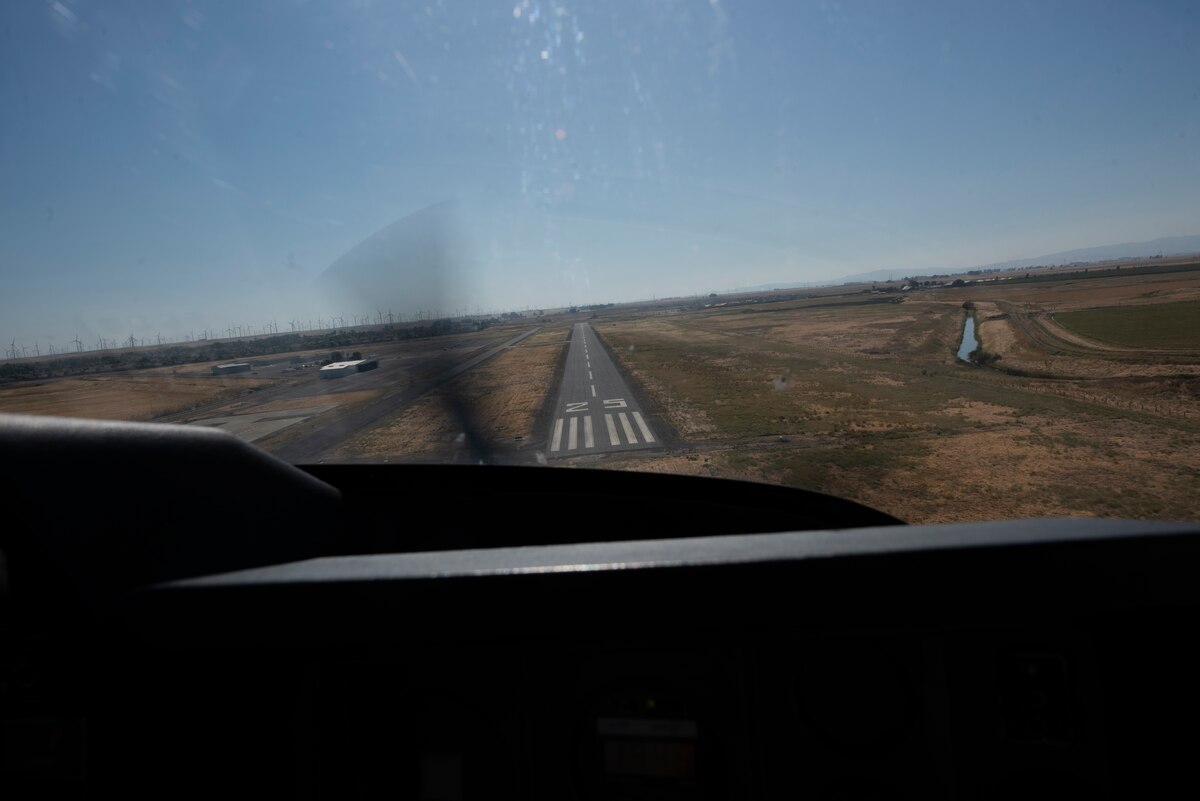 Team Travis sergeant earns RPA pilot wings > Air Mobility Command > Display