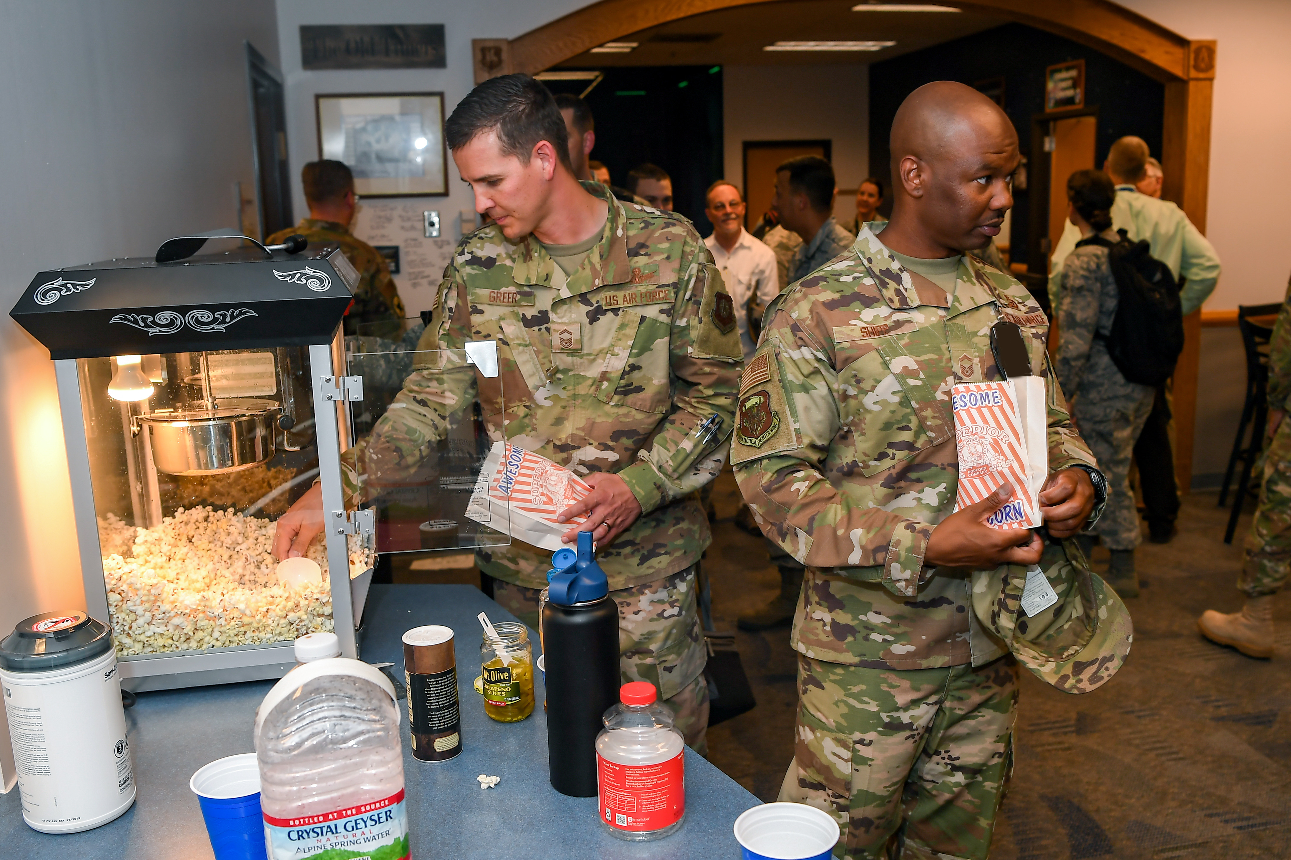 Col. Smith hosts CC call, opens Bennie’s > Air Force Test Center > News