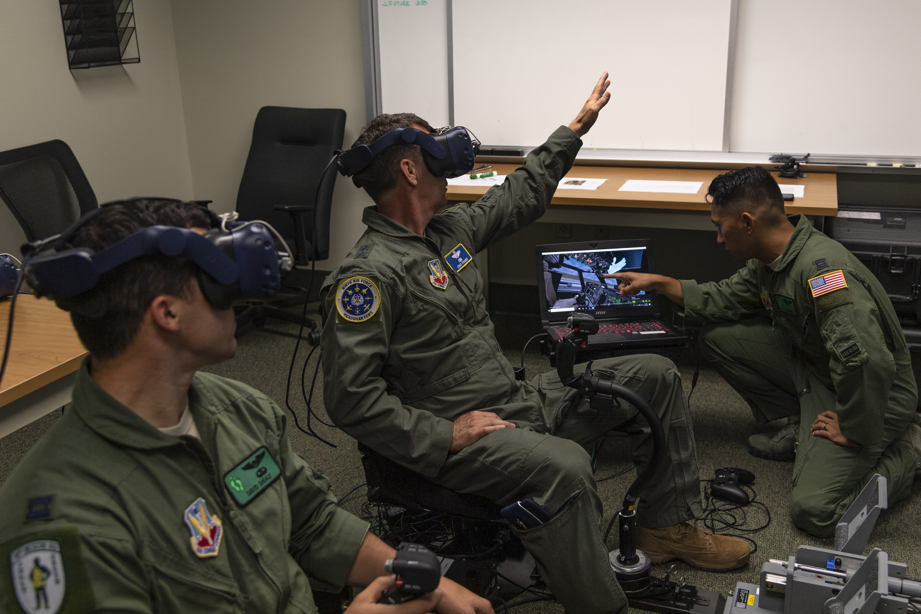 9th AF/CC flies with 41st RQS