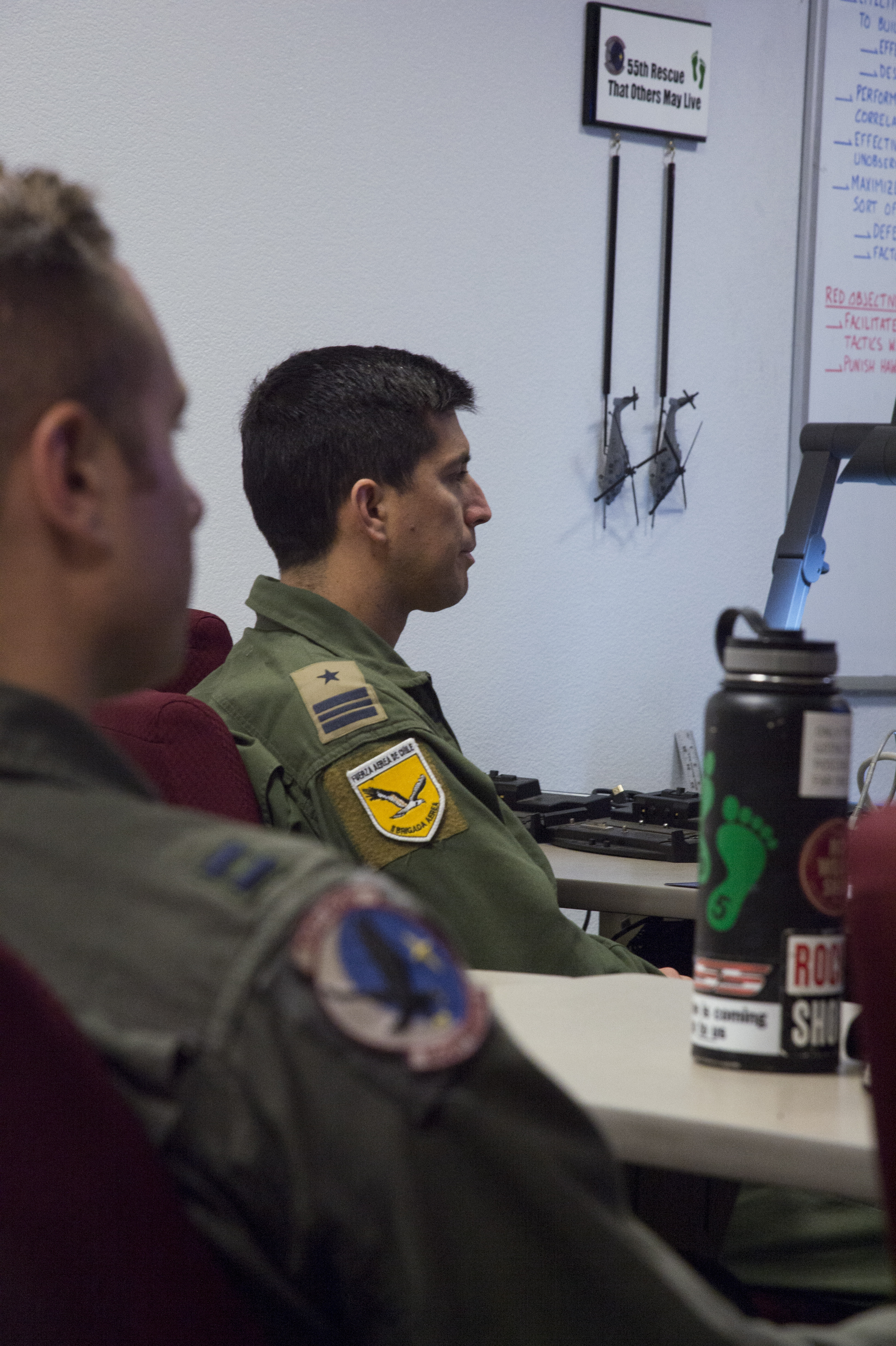 Chilean, US Air Forces share helicopter expertise > U.S. Southern ...