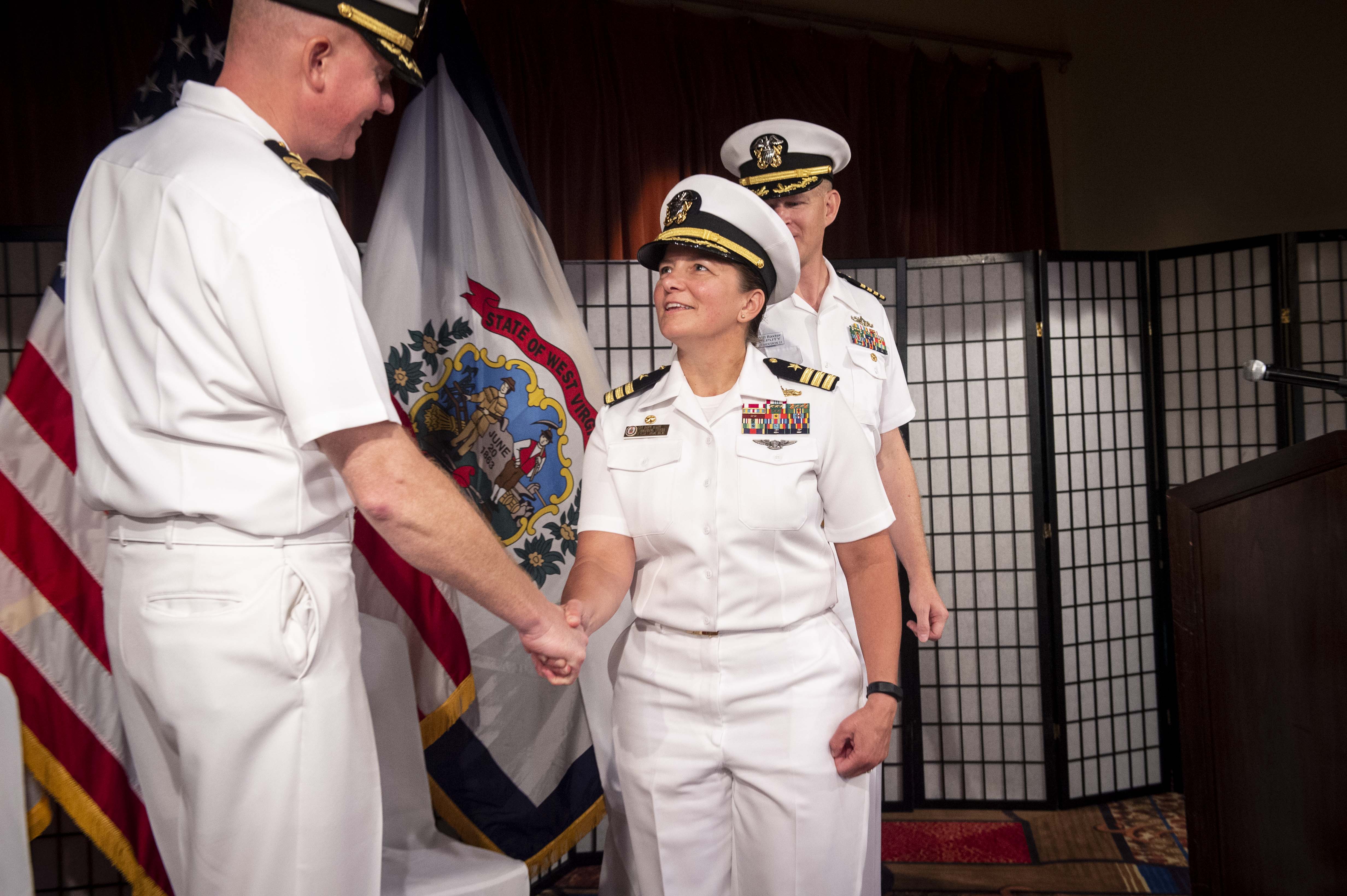 USS William P. Lawrence Holds Change of Command > Commander, U.S. 7th ...