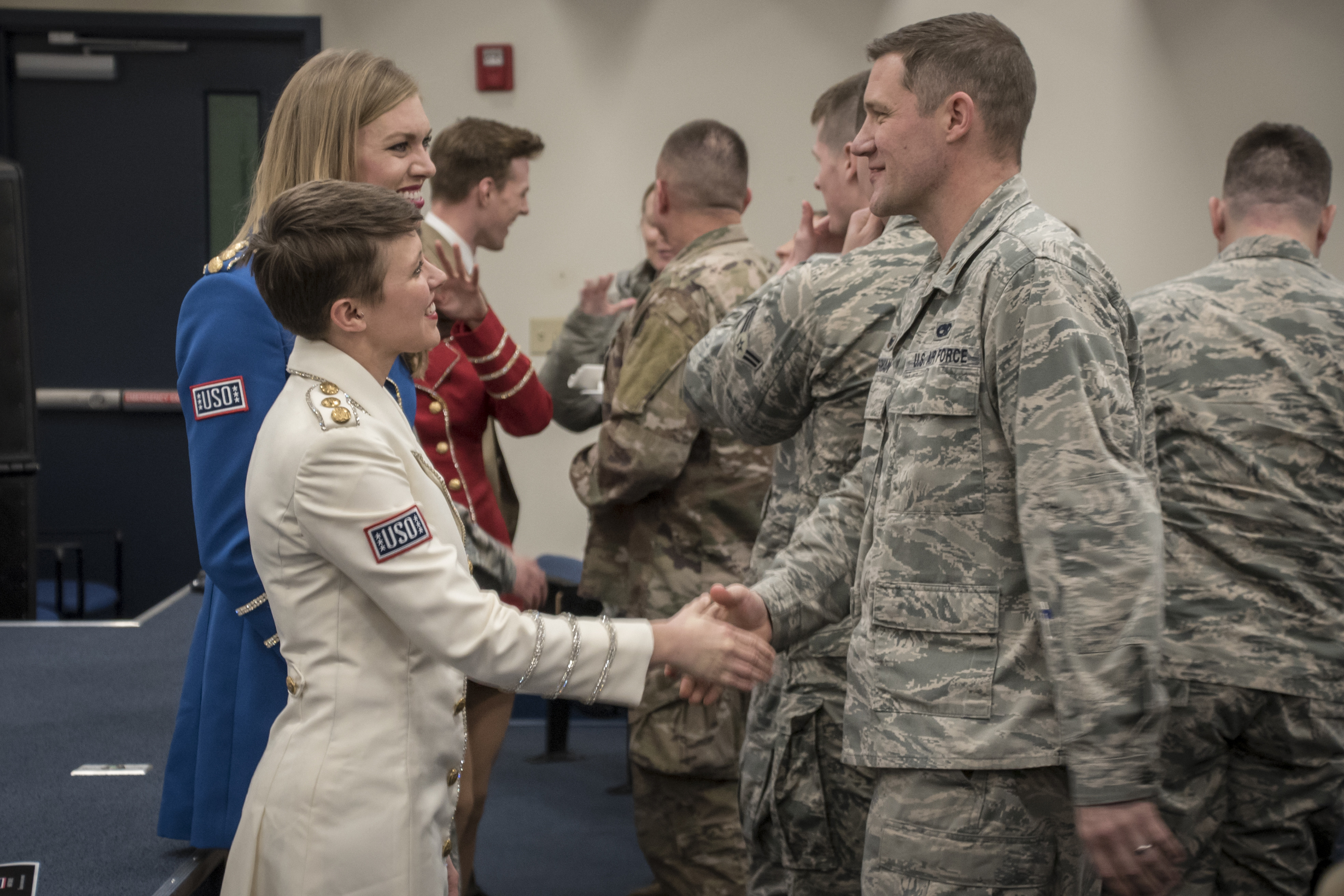 USO Troupe Visits 179th Airlift Wing > 179th Cyberspace Wing > News