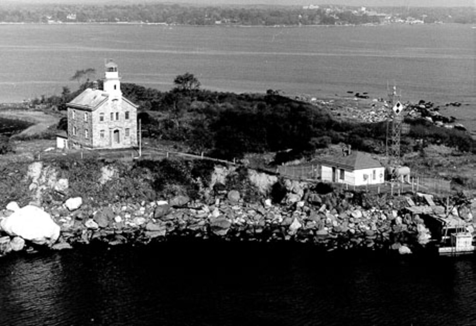 Great Captain Island Light > United States Coast Guard > Article Listings