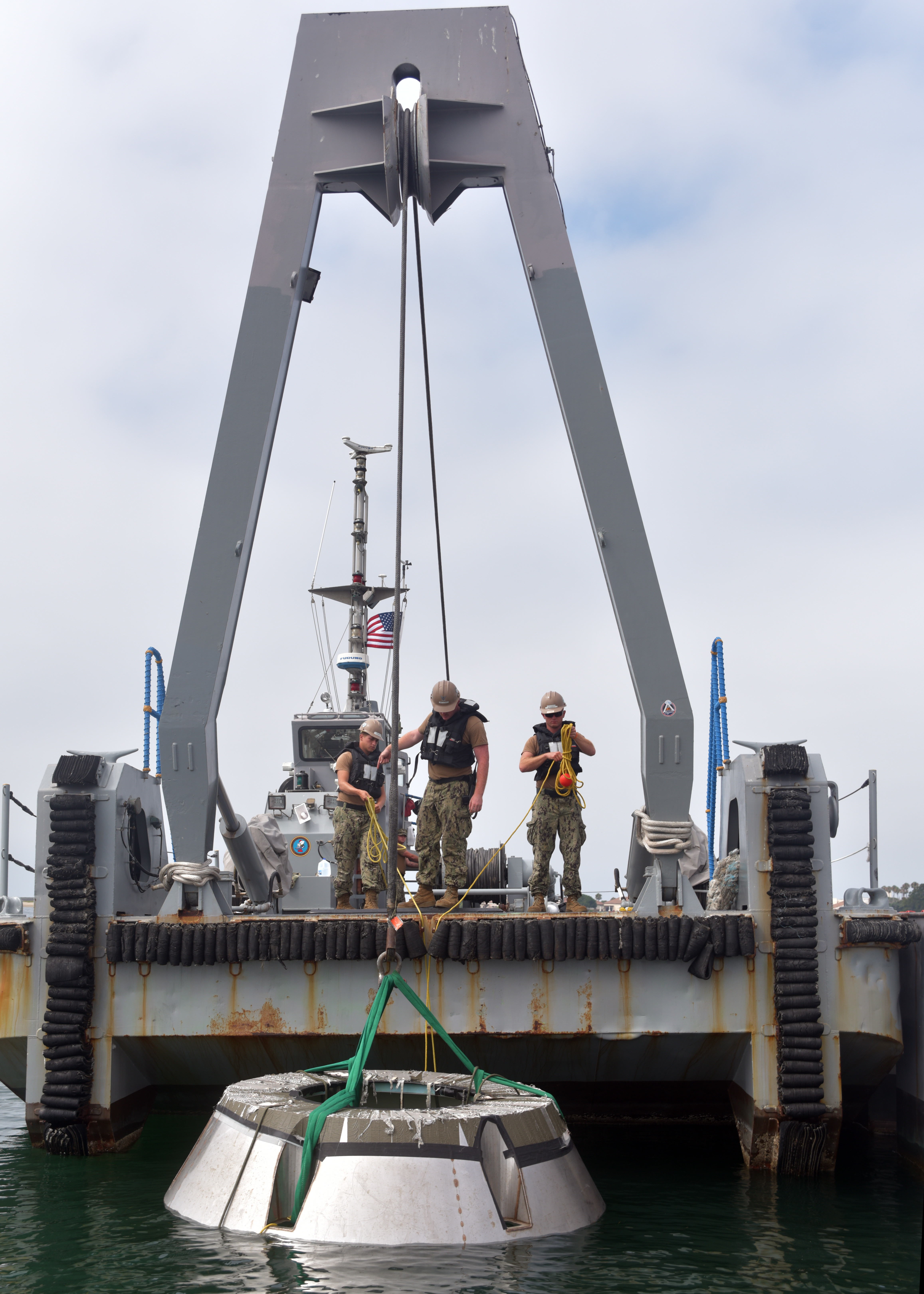 ACB-1 Teams-Up with NASA > Seabee Magazine > History