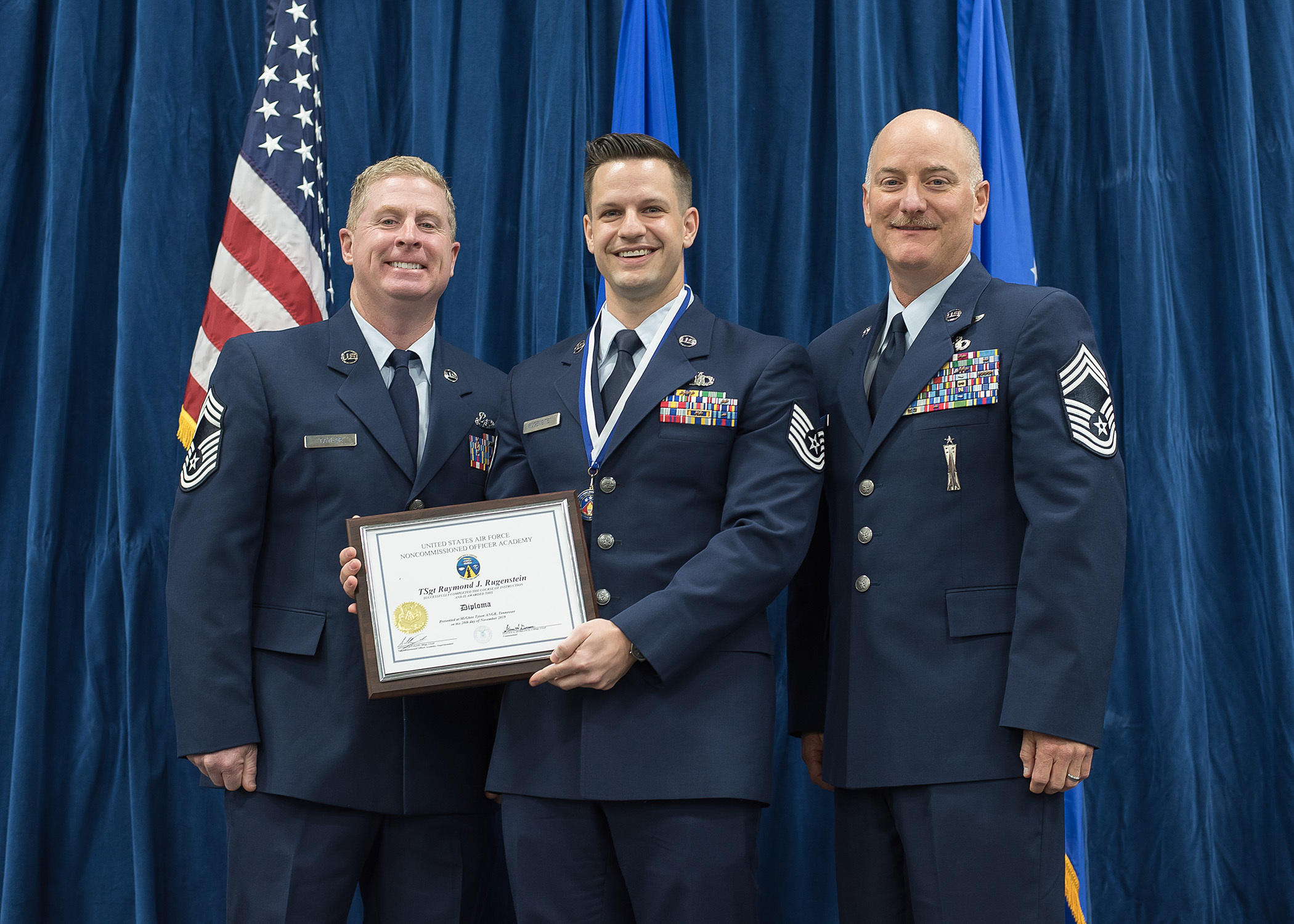 Photos - Page 16 - Category Enlisted Professional Military Education