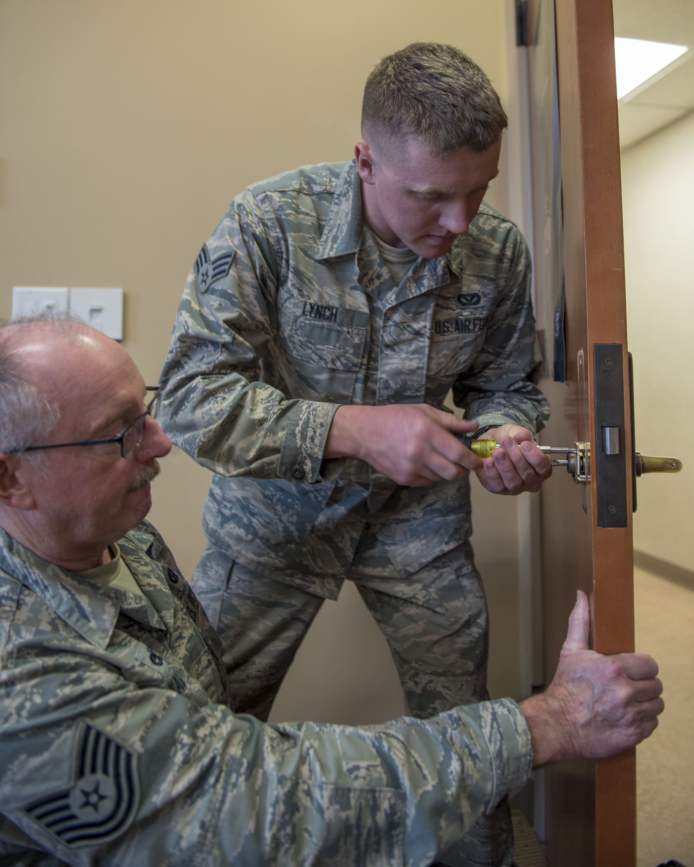 With a backlog of work orders, CE helps get things done > Niagara Falls ...