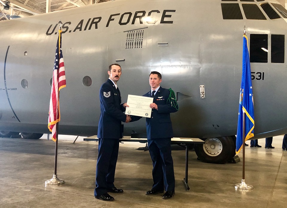 9 Career Enlisted Aviators become 1st ever non-prior service class to ...