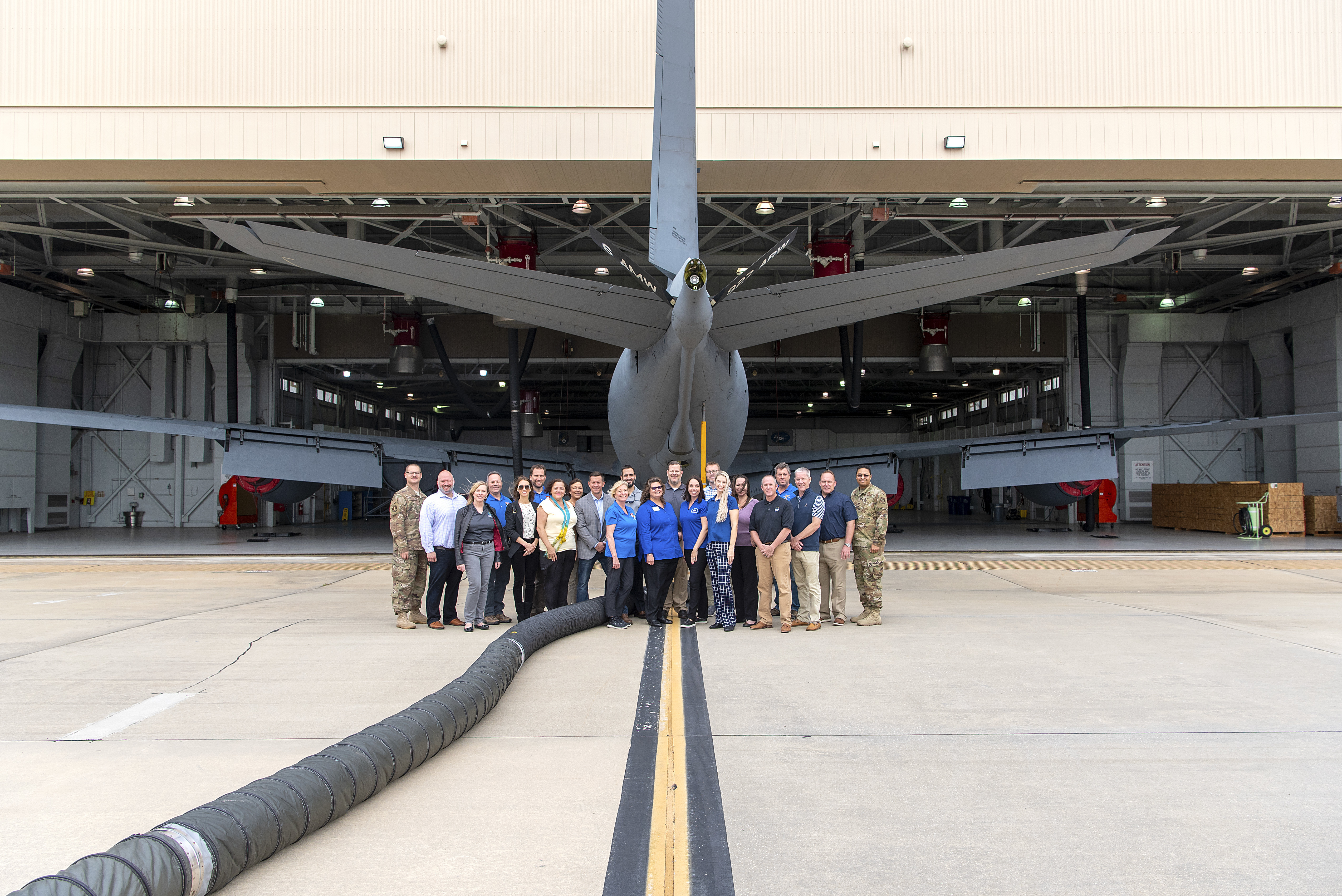 Community leaders immerse with MacDill maintainers > MacDill Air Force ...