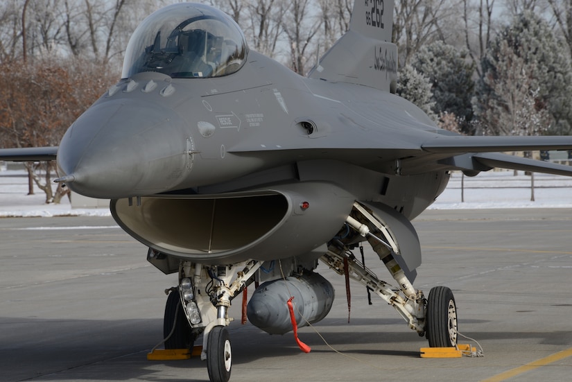 ANG F-16 gets new dark gray paint > 185th Air Refueling Wing > Article ...