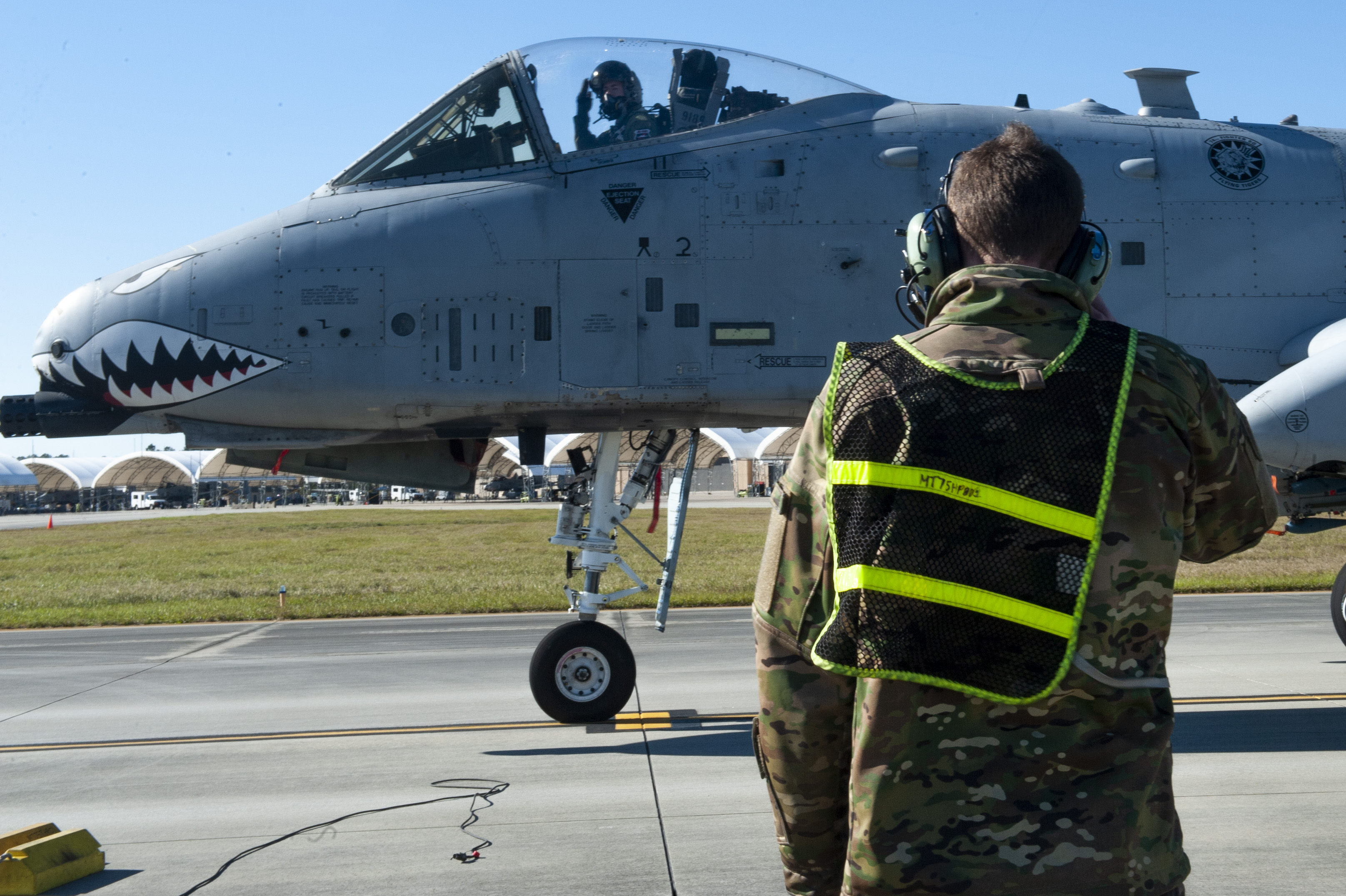 Hot pits refuel aircraft in speedy manner > Moody Air Force Base ...