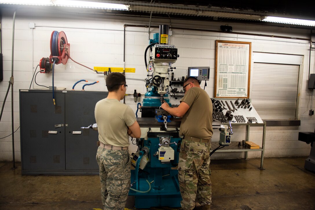 Metals tech keeps Moody aircraft going