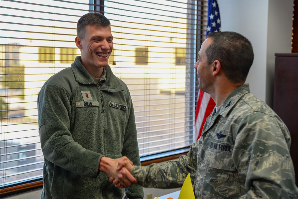 XLer of the week: 2nd Lt. Zachary Diehl > Laughlin Air Force Base > Display