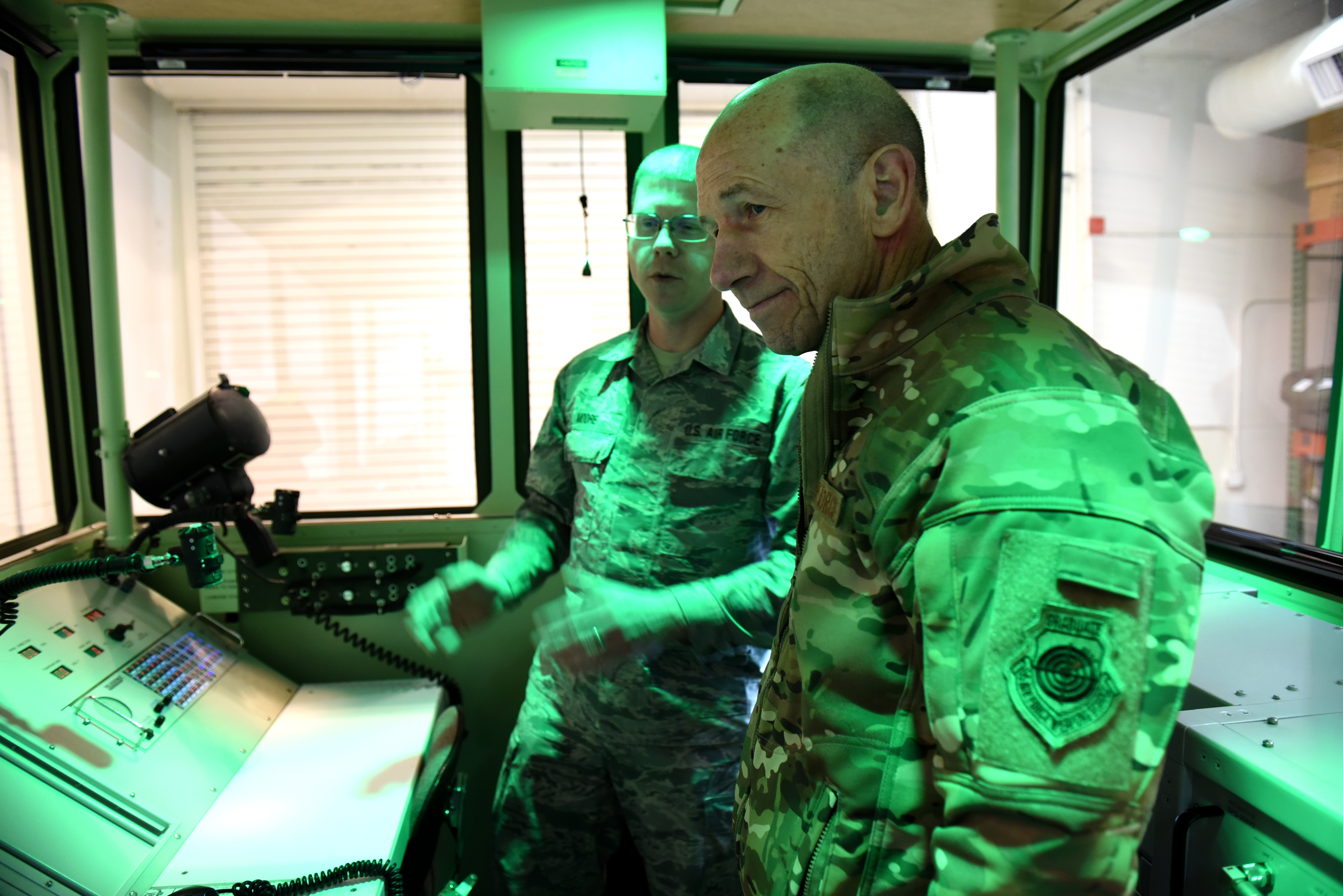 ACC Commander pays rare visit to 173rd Fighter Wing > Air Combat ...