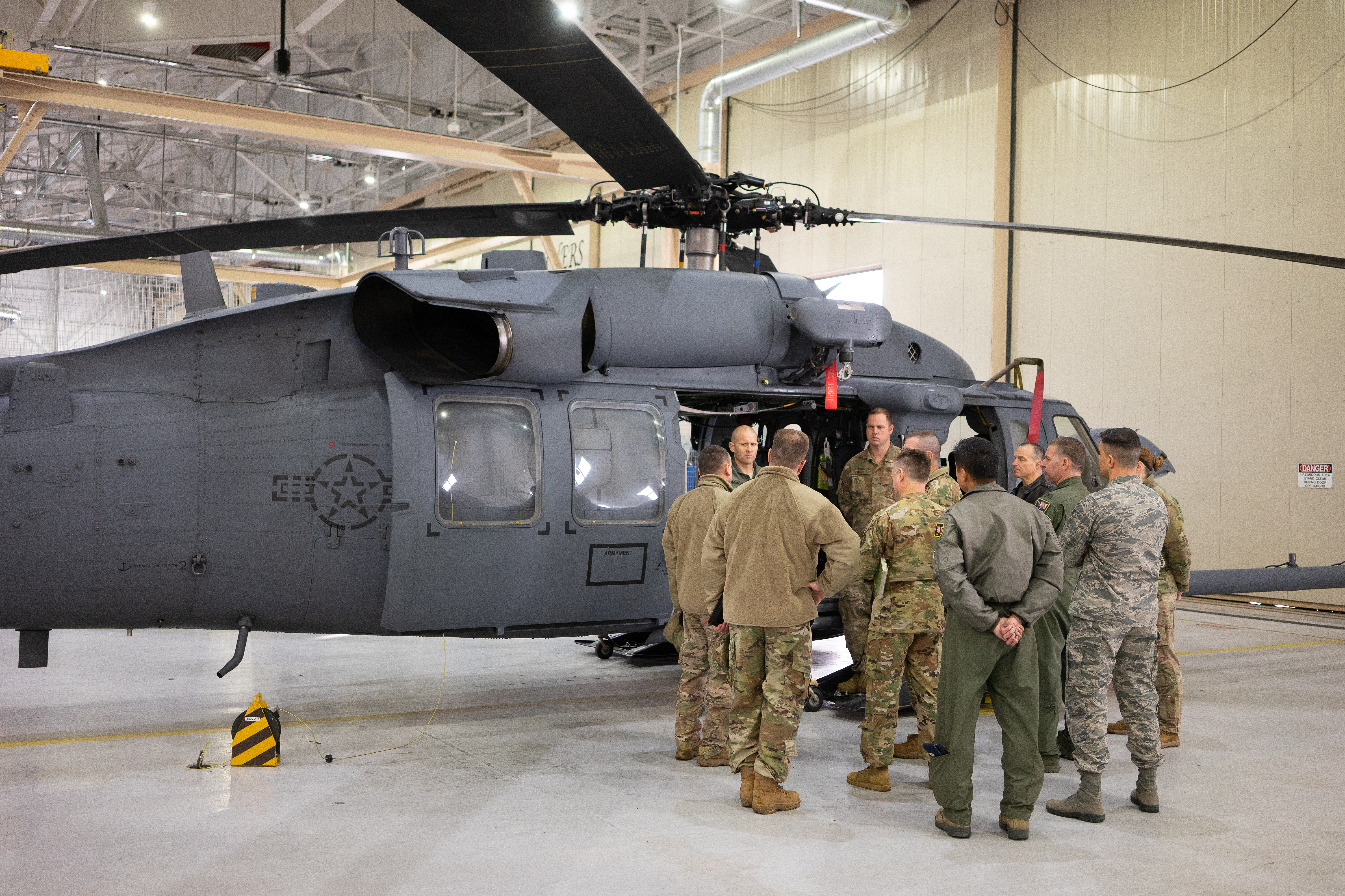 Alaska Air Guardsmen brief Air Combat Command officials > 176th Wing ...