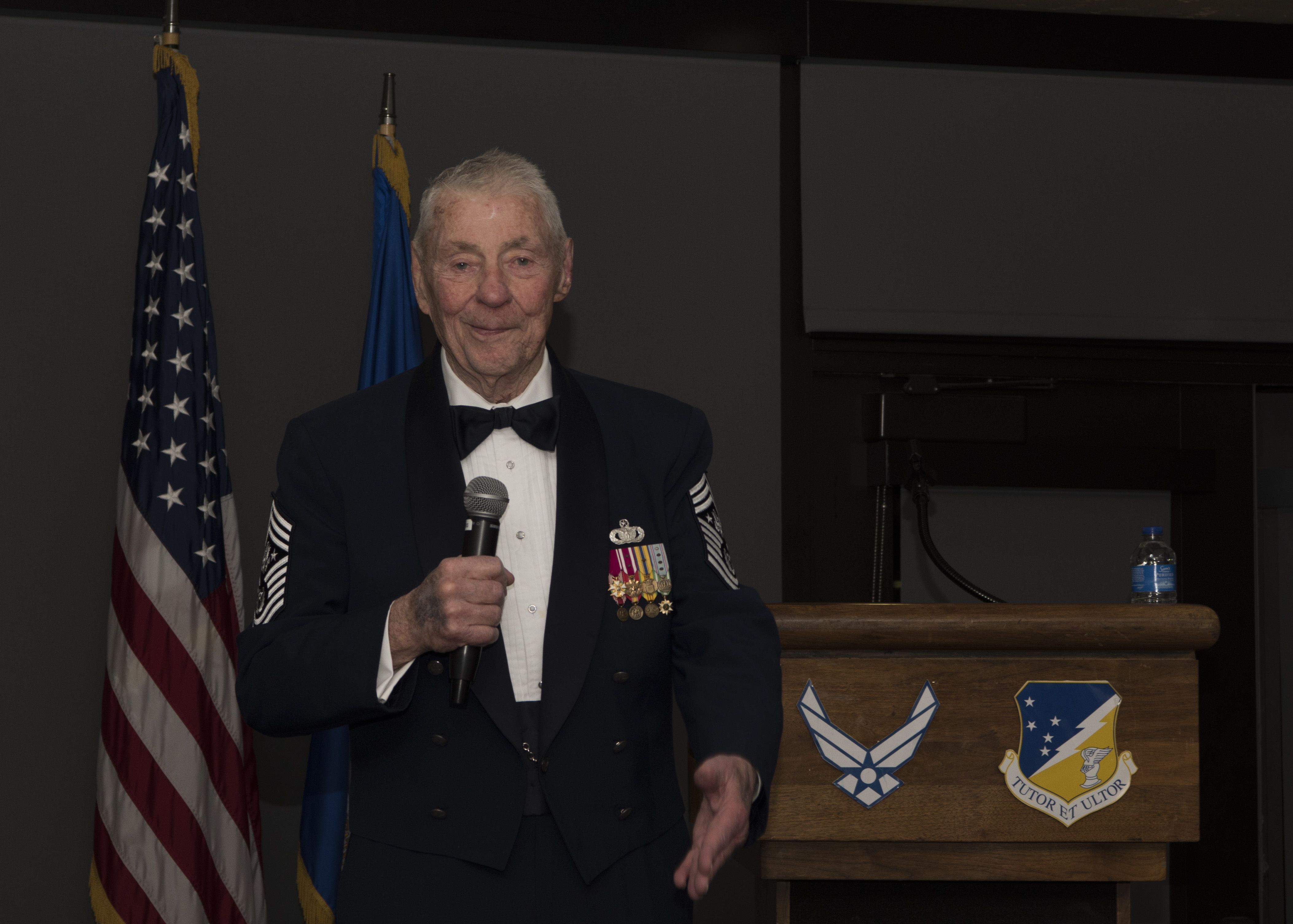 Fifth CMSAF visits Holloman > Holloman Air Force Base > Display