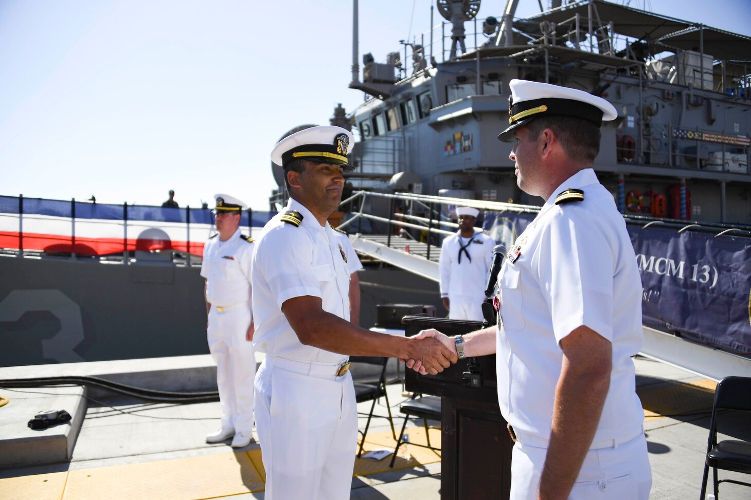 Dextrous Holds Change of Command > U.S. Naval Forces Central Command ...