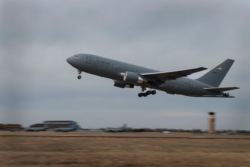 97 AMW Conducts First KC-46 Flight at Altus > Altus Air Force Base ...