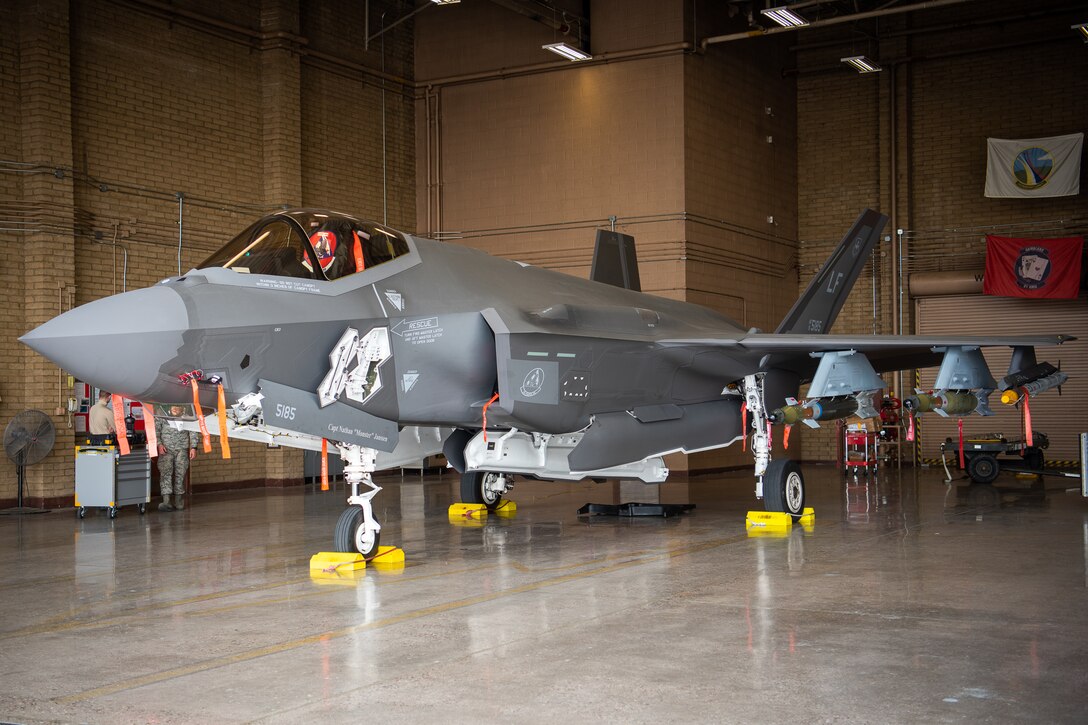 Luke F-35 weapons load crew capabilities enhanced through total force ...