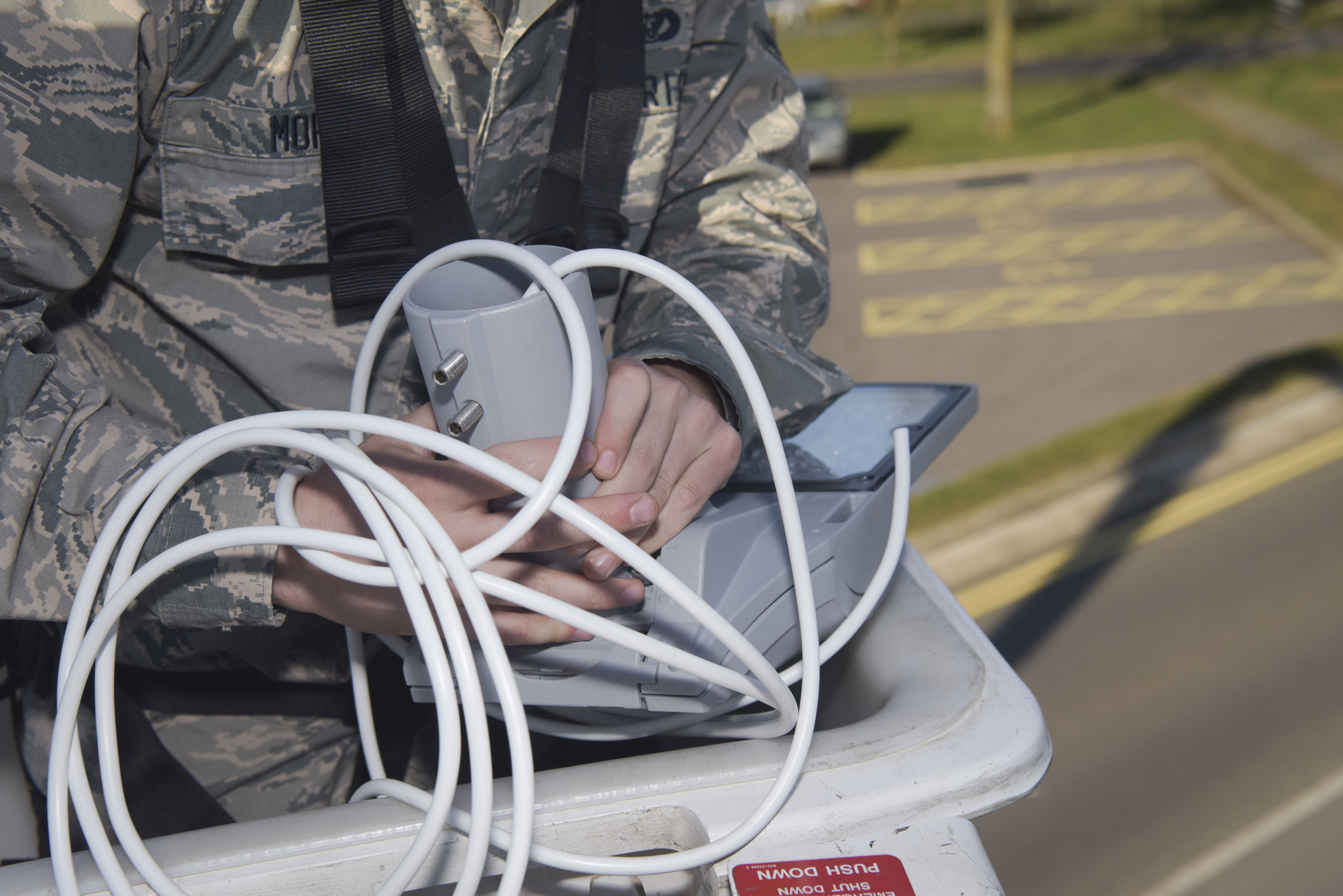 Electrical systems Airmen light way for RAF Mildenhall mission > Royal ...
