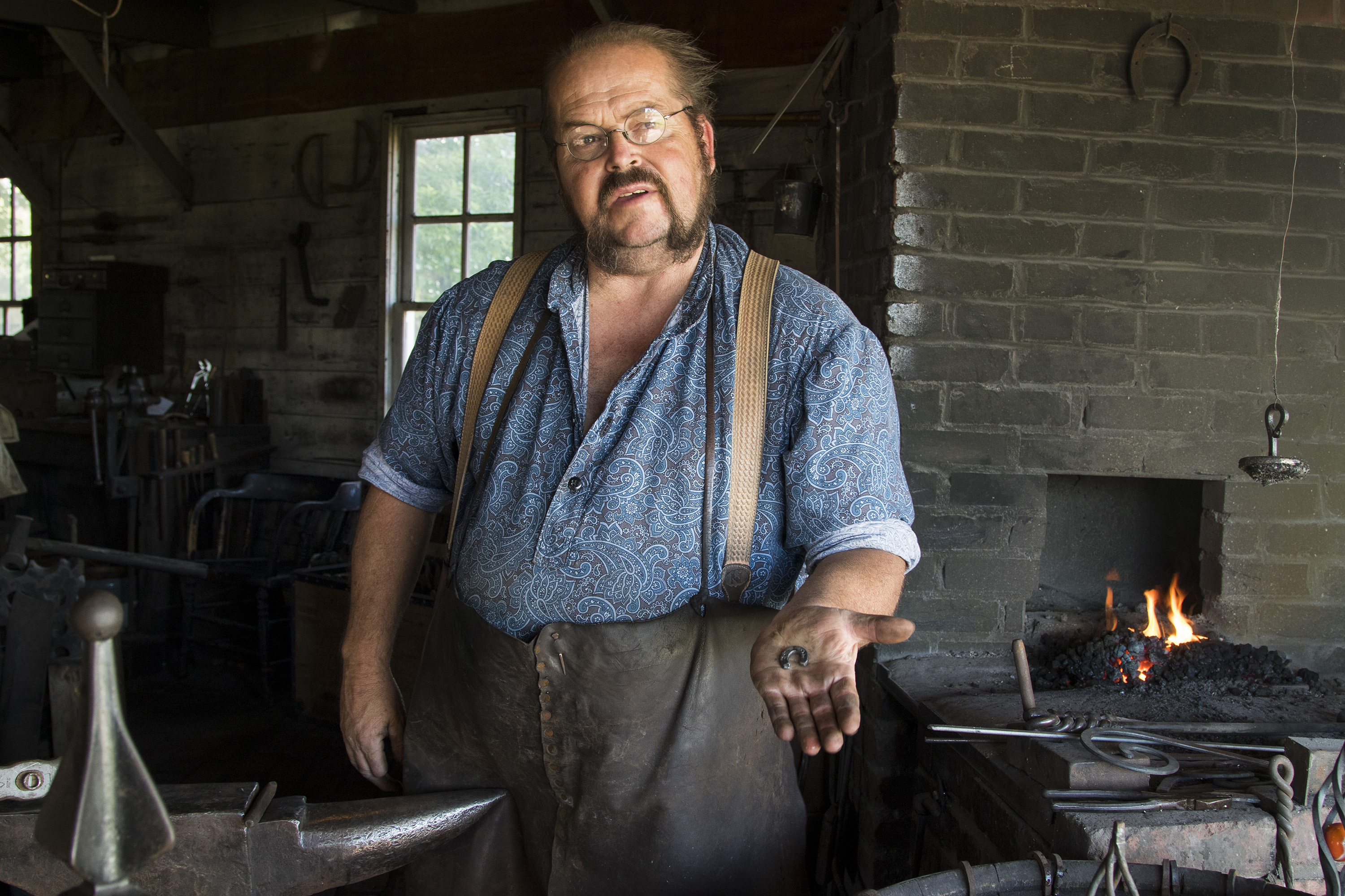 Blacksmith forges small tokens of thanks for USA's heroes > National ...