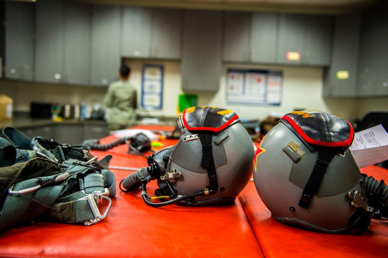 Aircrew flight equipment keeps the skies safe > Kadena Air Base ...